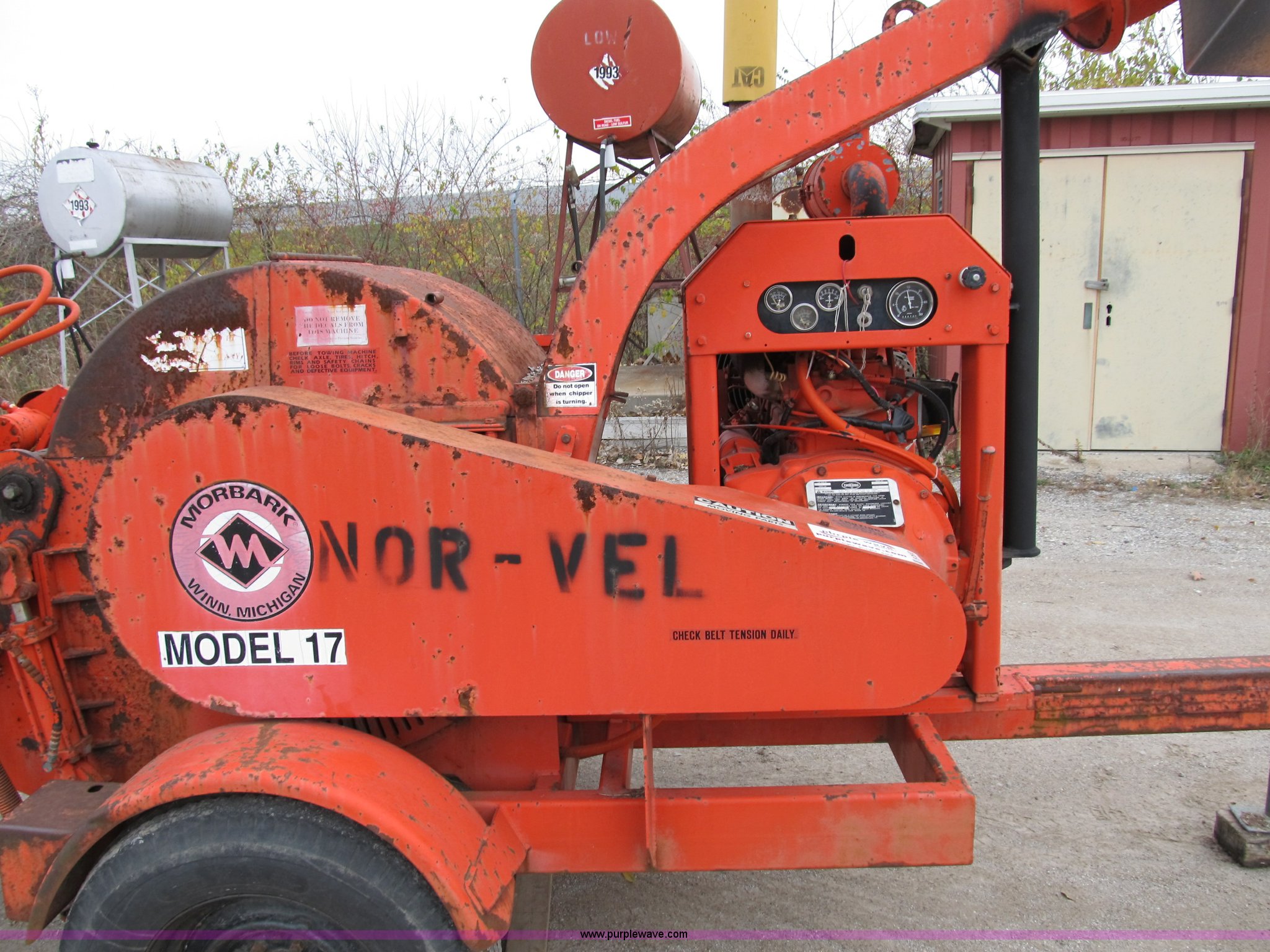 1994 Morbark 17 chipper in Bridgeton, MO | Item B2553 sold | Purple Wave