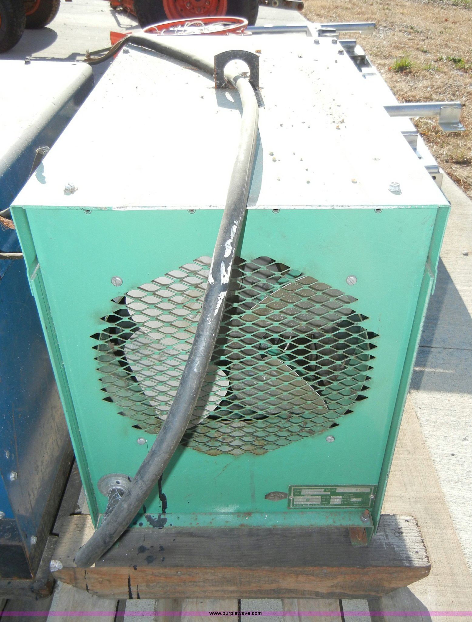 Linde 250 STK welder in Bonner Springs, KS | Item H9174 sold | Purple Wave