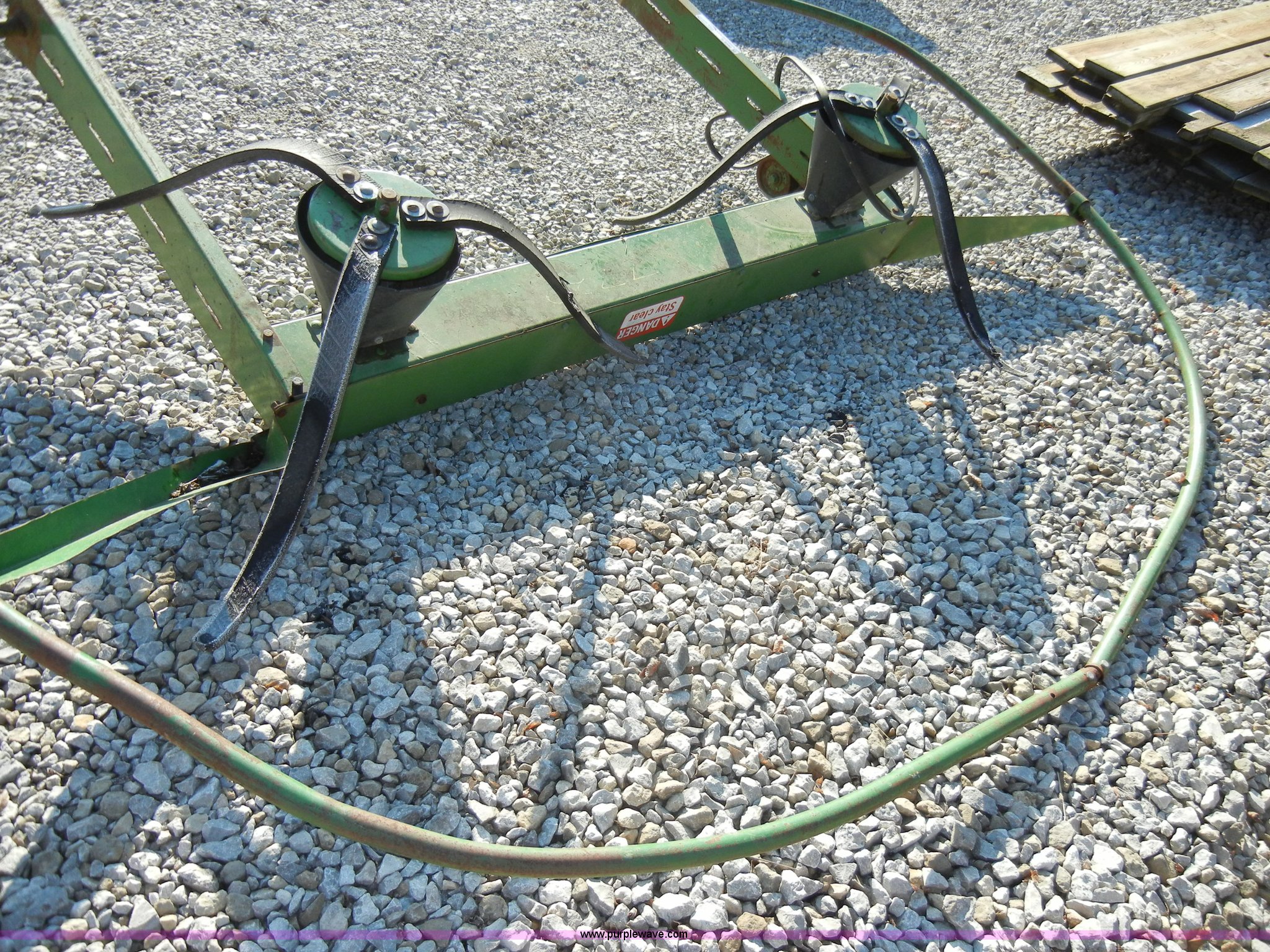 John Deere 7720 combine straw spreader in Topeka, KS | Item H9240 sold ...