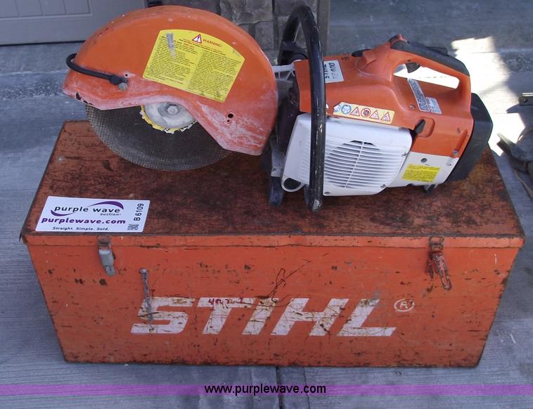 Stihl TS400 hot saw in Kearney, MO | Item B6109 sold | Purple Wave