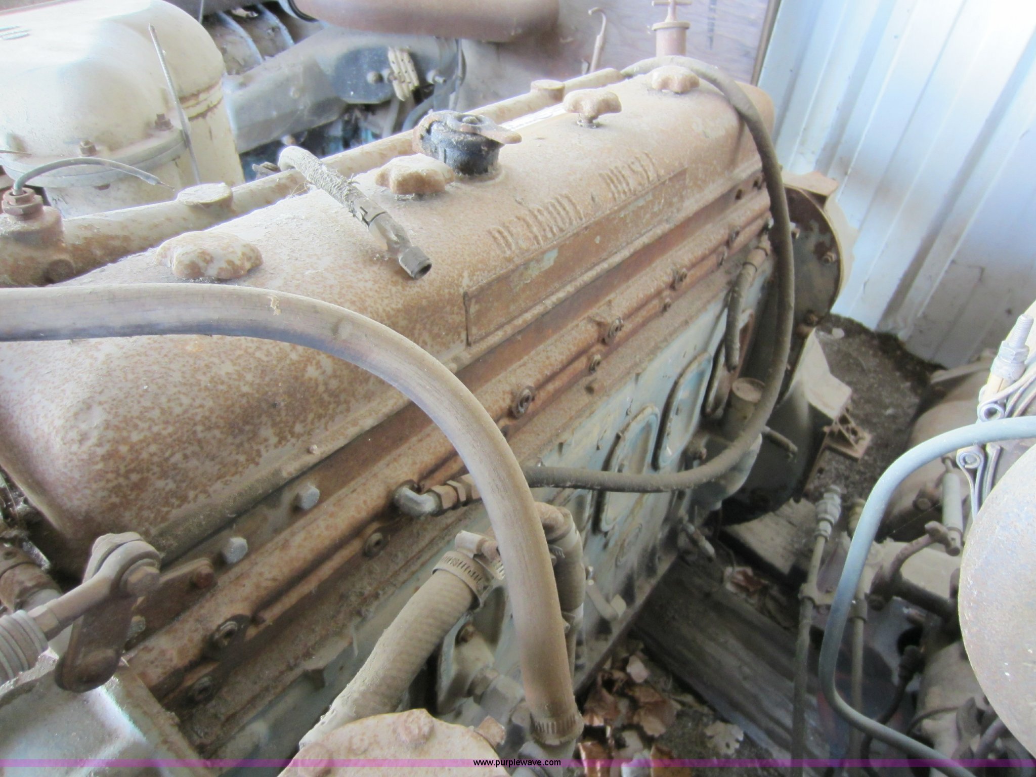 Detroit 671 diesel engine in Columbus, KS | Item B9058 sold | Purple Wave