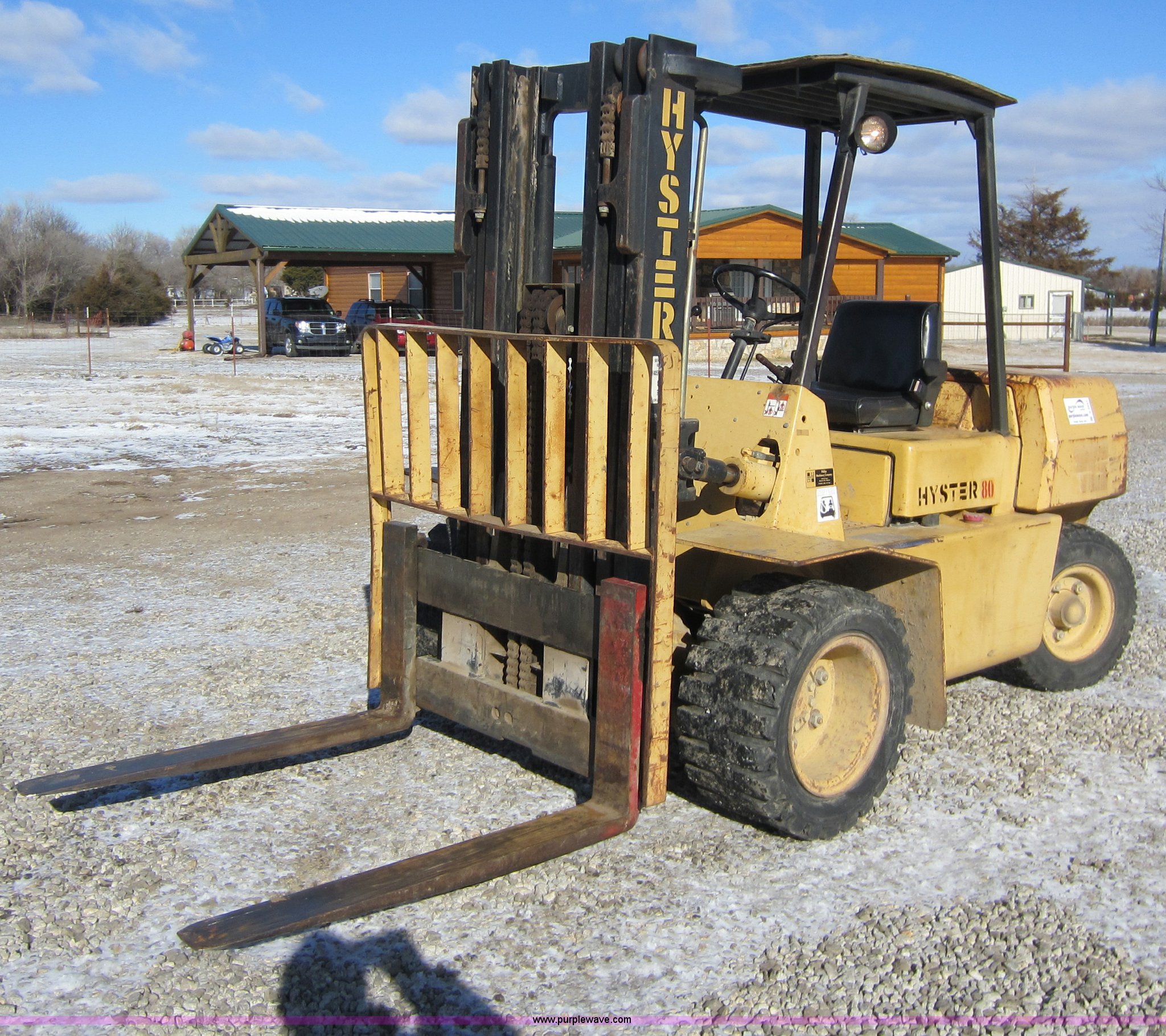 Hyster 80 forklift in Barnsdall, OK | Item A5647 sold | Purple Wave