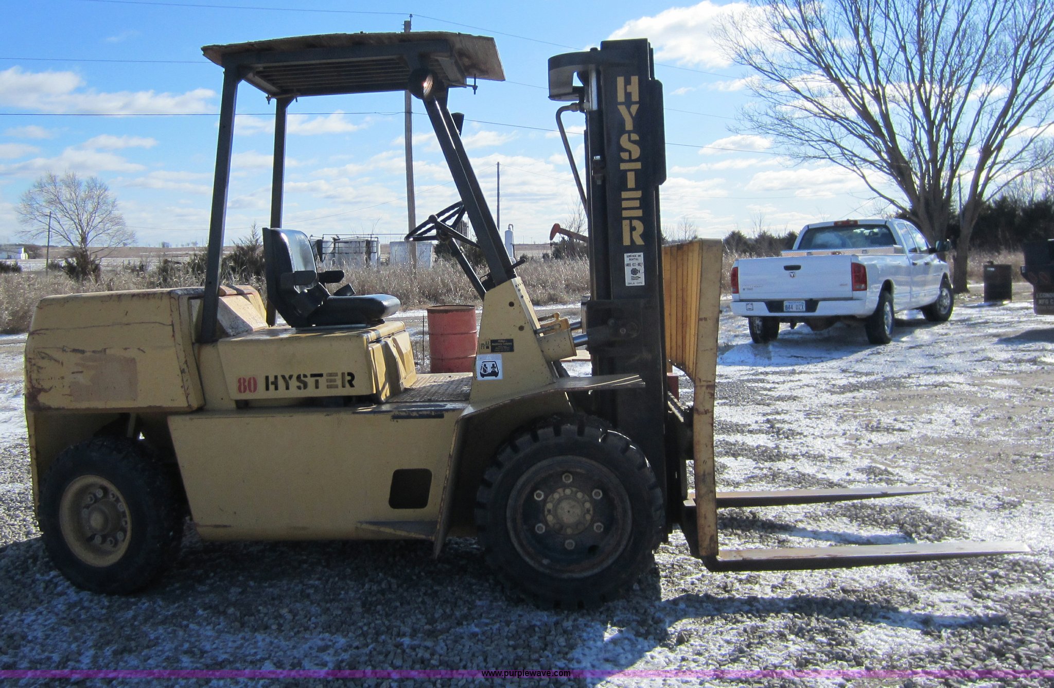 Hyster 80 forklift in Barnsdall, OK | Item A5647 sold | Purple Wave