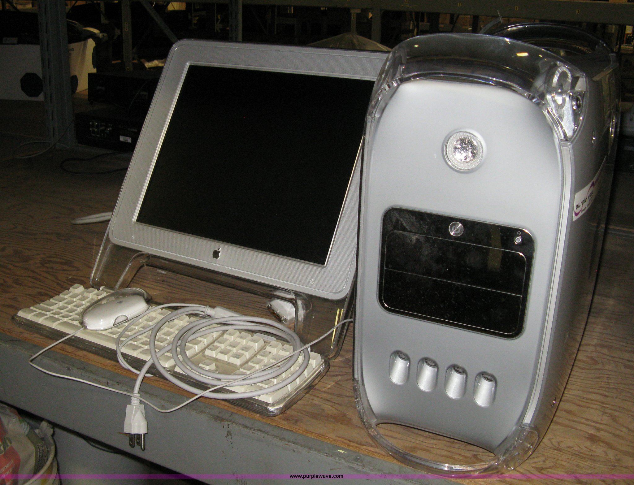 MAC G4 desktop computer in Wichita, KS | Item B9681 sold | Purple Wave