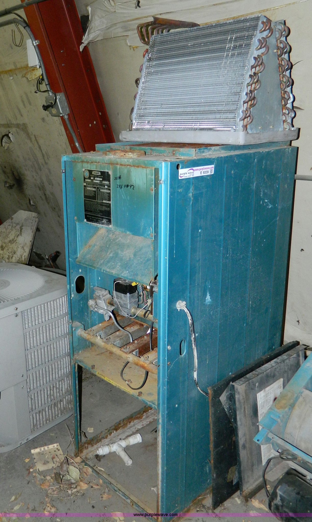 Bryant 100,000 BTU forced air furnace in Luray, KS | Item E9339 sold ...