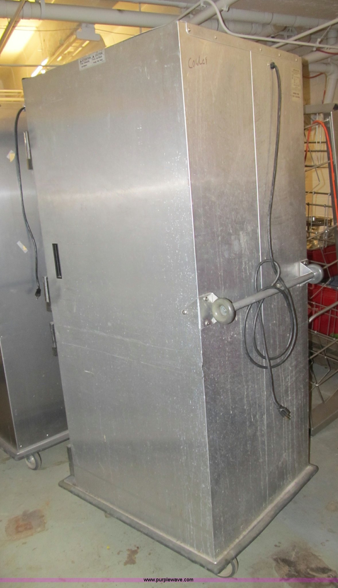 Crescor full hot cart in Des Moines, IA | Item E9773 sold | Purple Wave