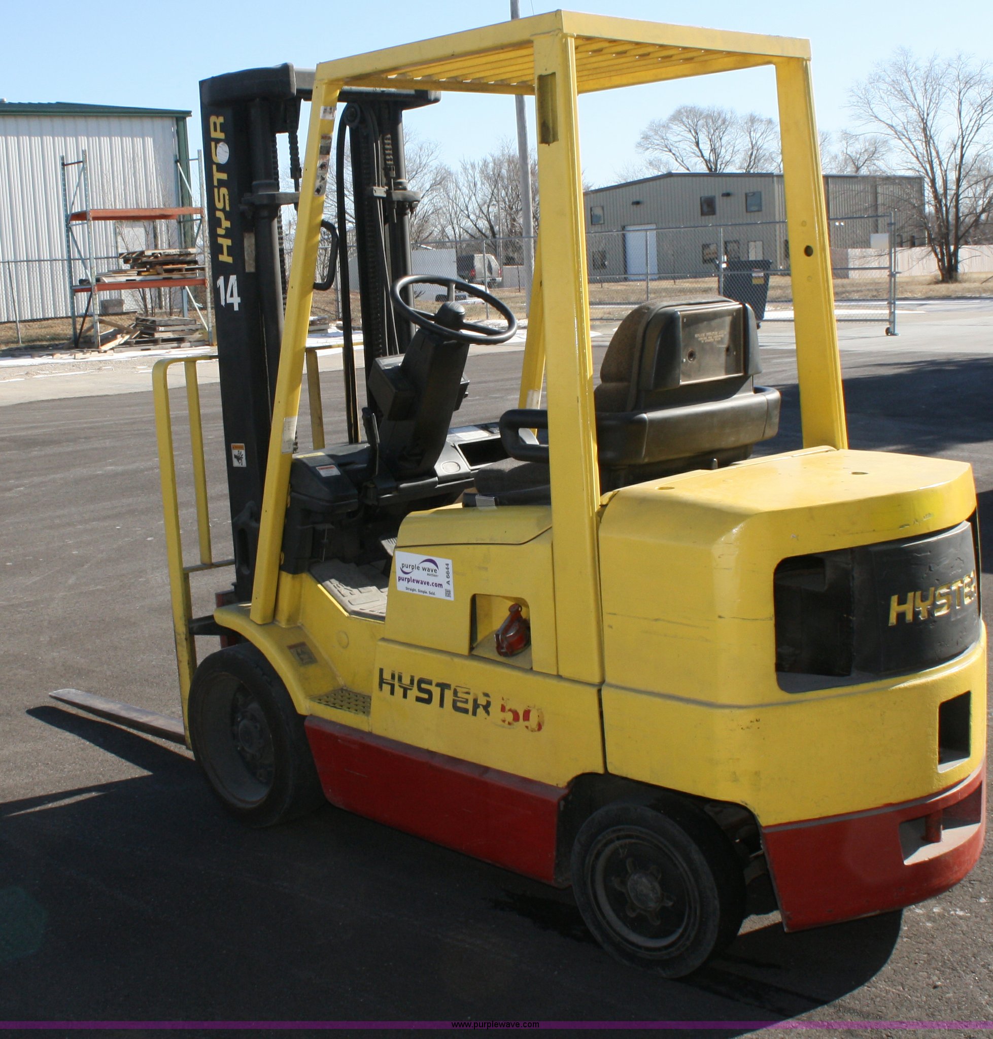 Hyster 50 forklift in Lawrence, KS | Item A6644 sold | Purple Wave