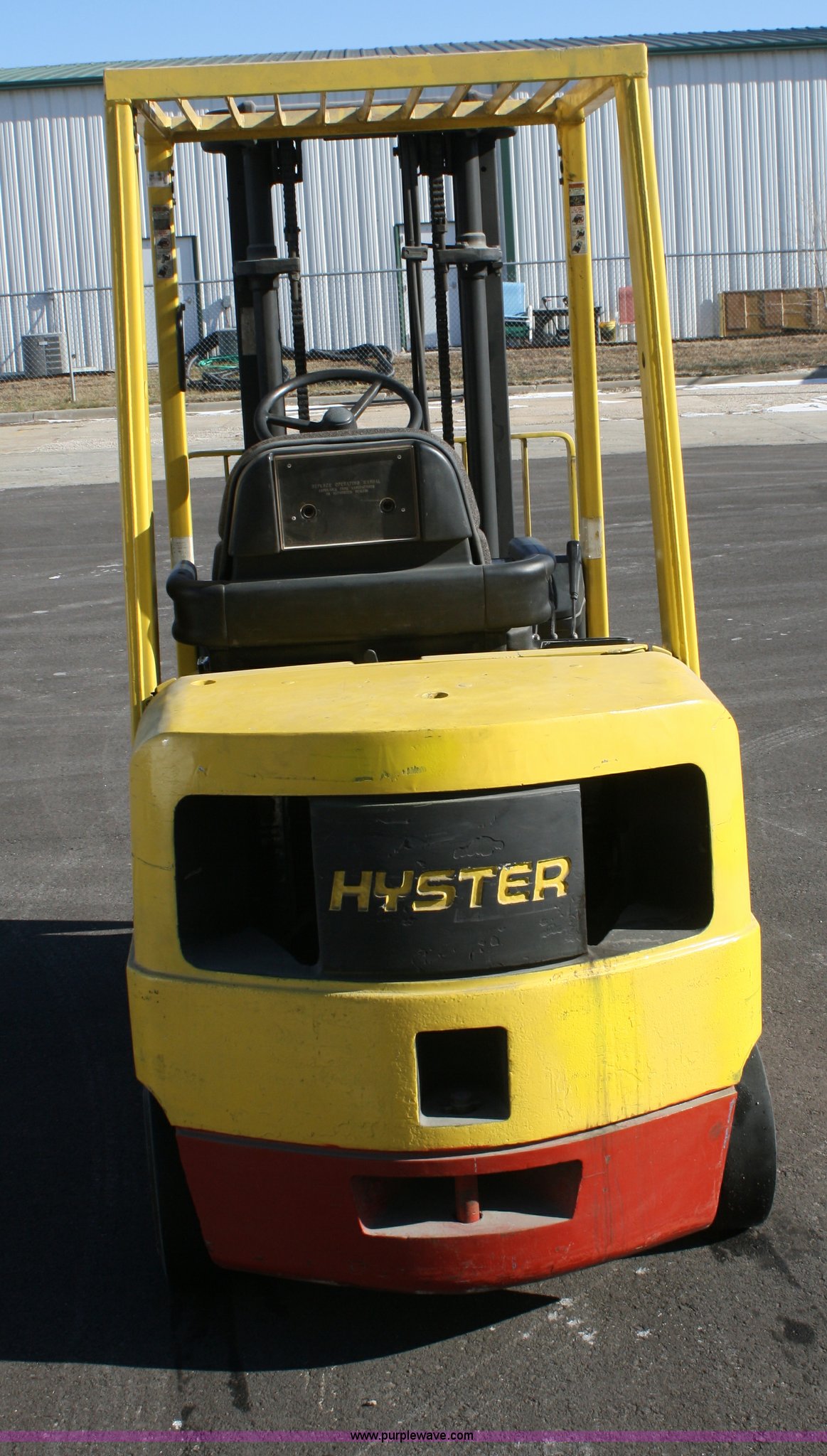 Hyster 50 forklift in Lawrence, KS | Item A6644 sold | Purple Wave