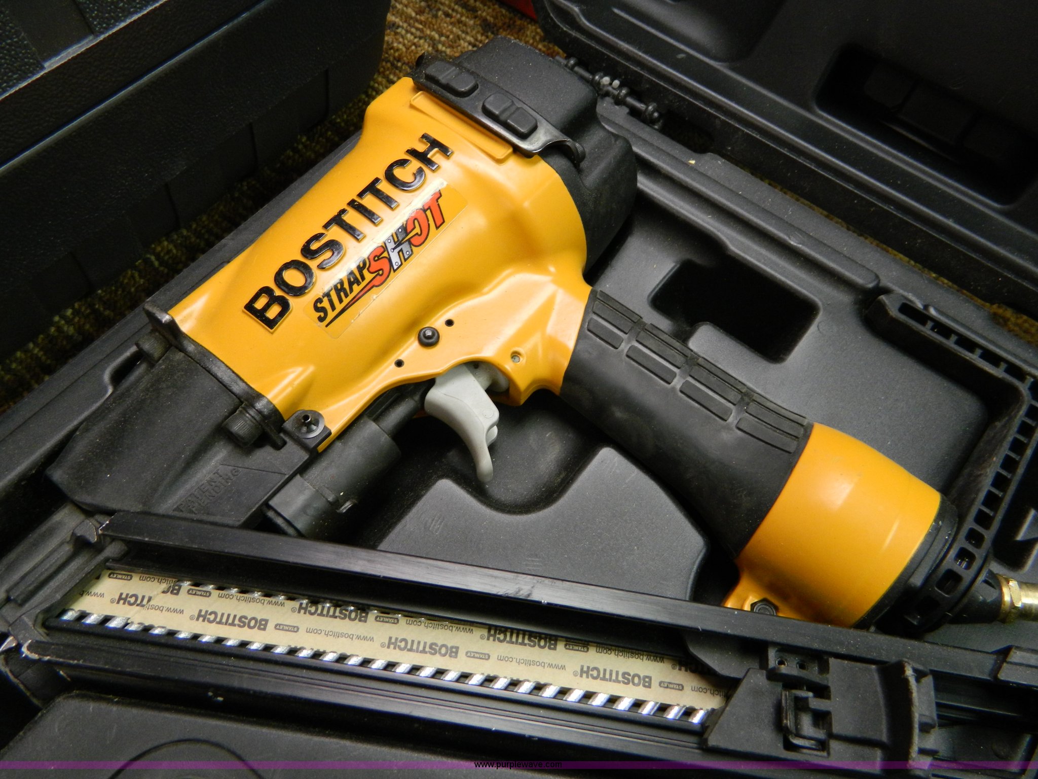 Bostitch Strap Shot MCN150 pneumatic metal connector nail gun in Salina ...