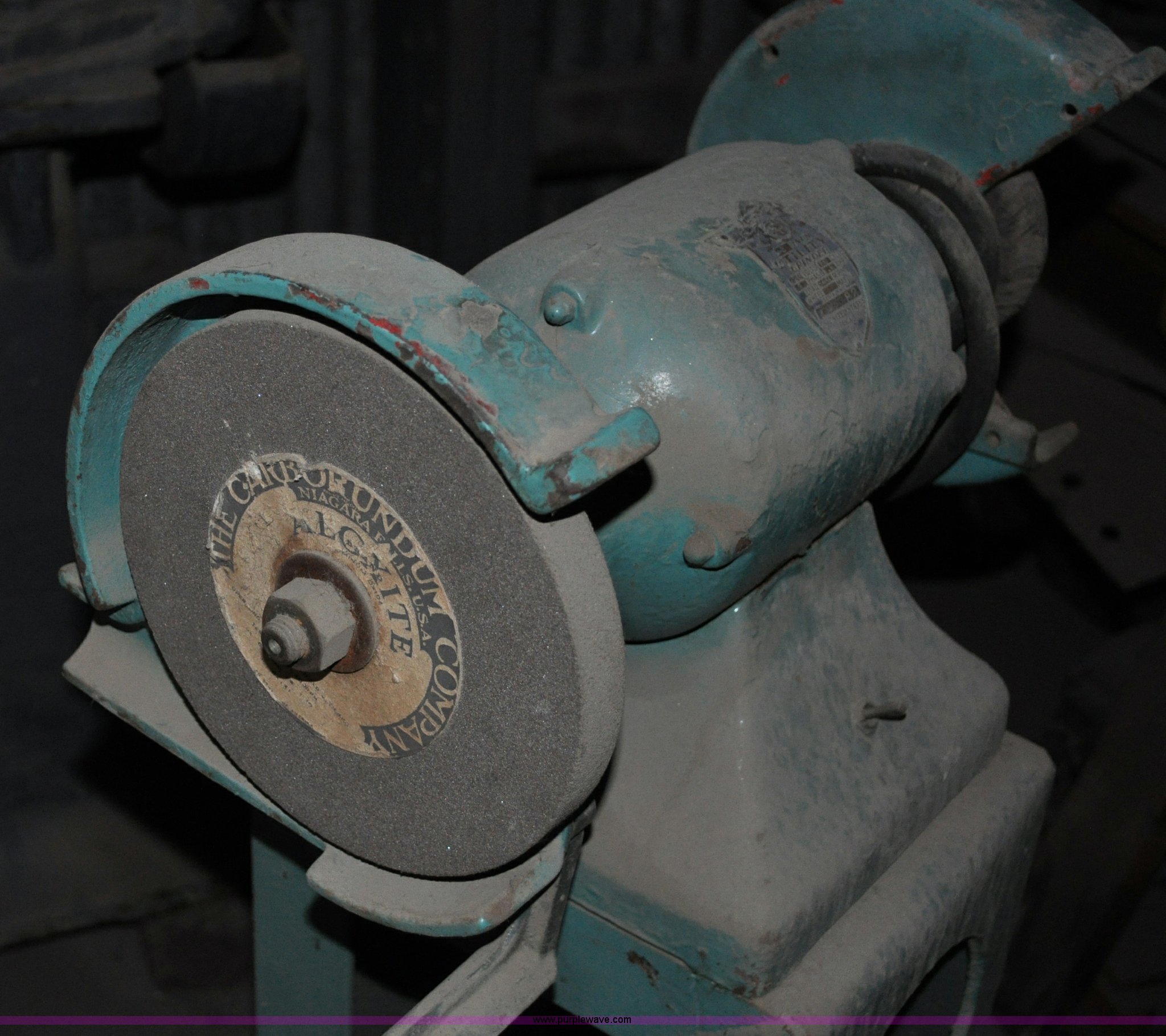 Industrial shop grinder in Brighton, CO | Item A5808 sold | Purple Wave