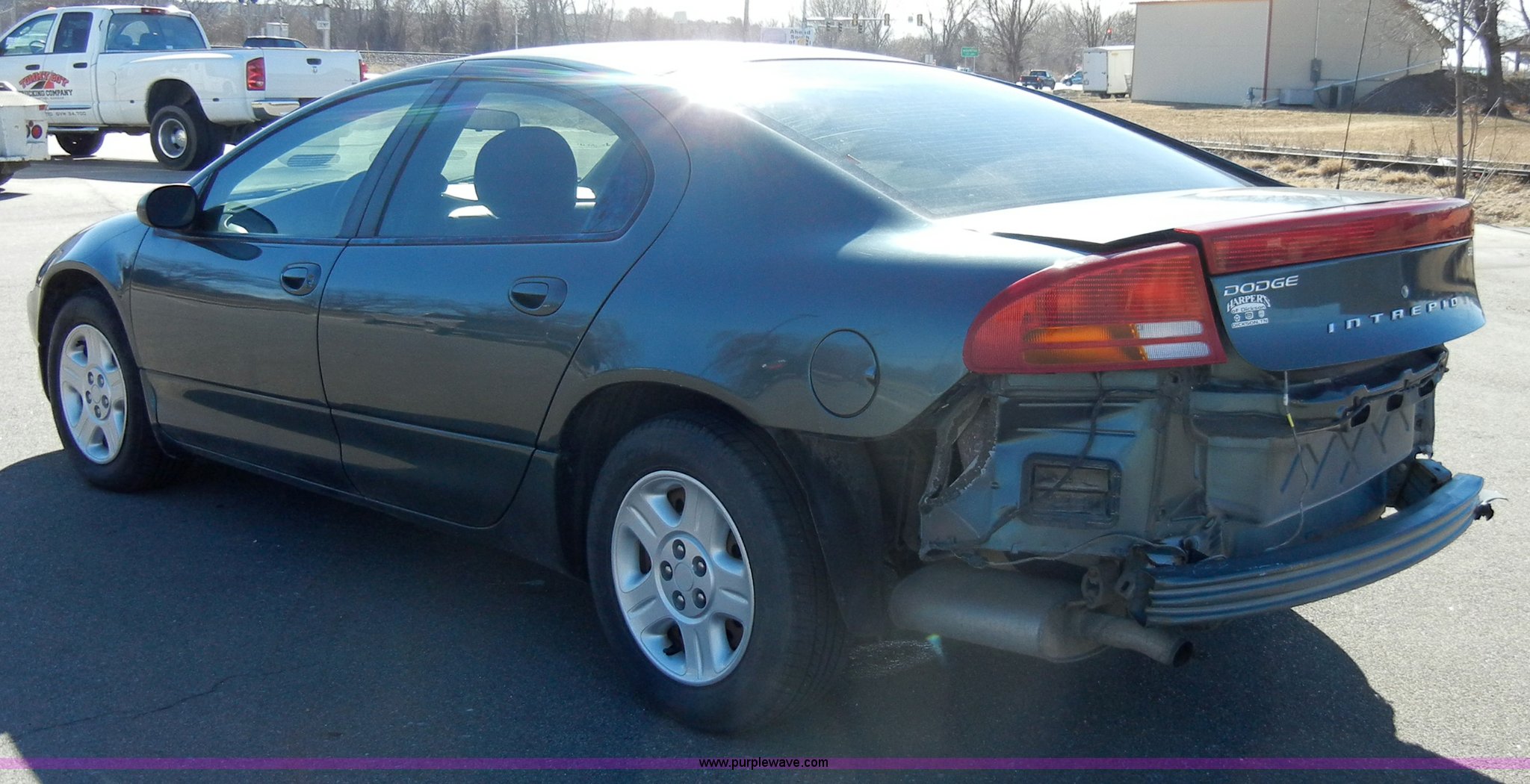 2003 Dodge Intrepid SE in Manhattan, KS | Item D9761 sold | Purple Wave