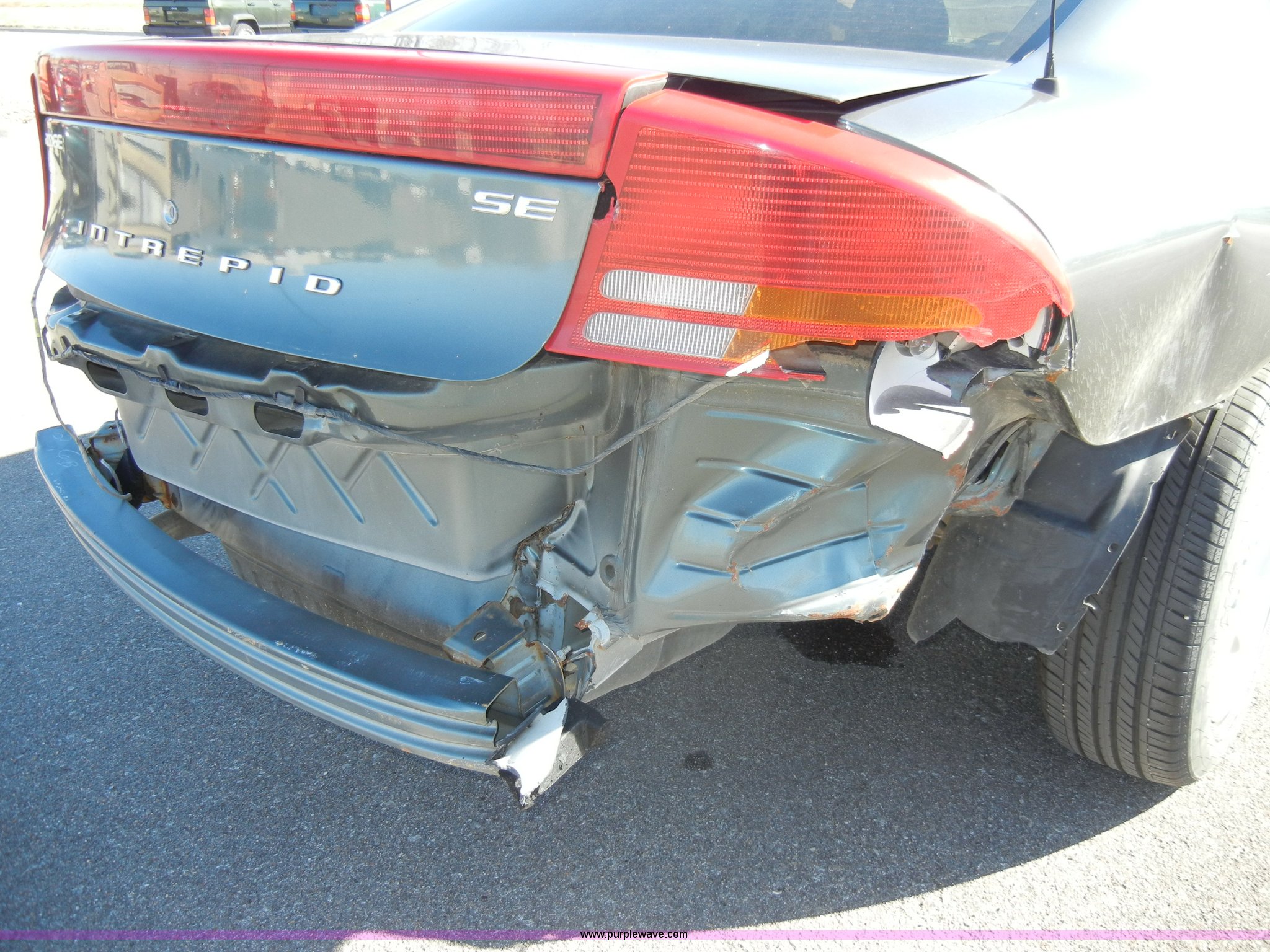 2003 Dodge Intrepid SE in Manhattan, KS | Item D9761 sold | Purple Wave