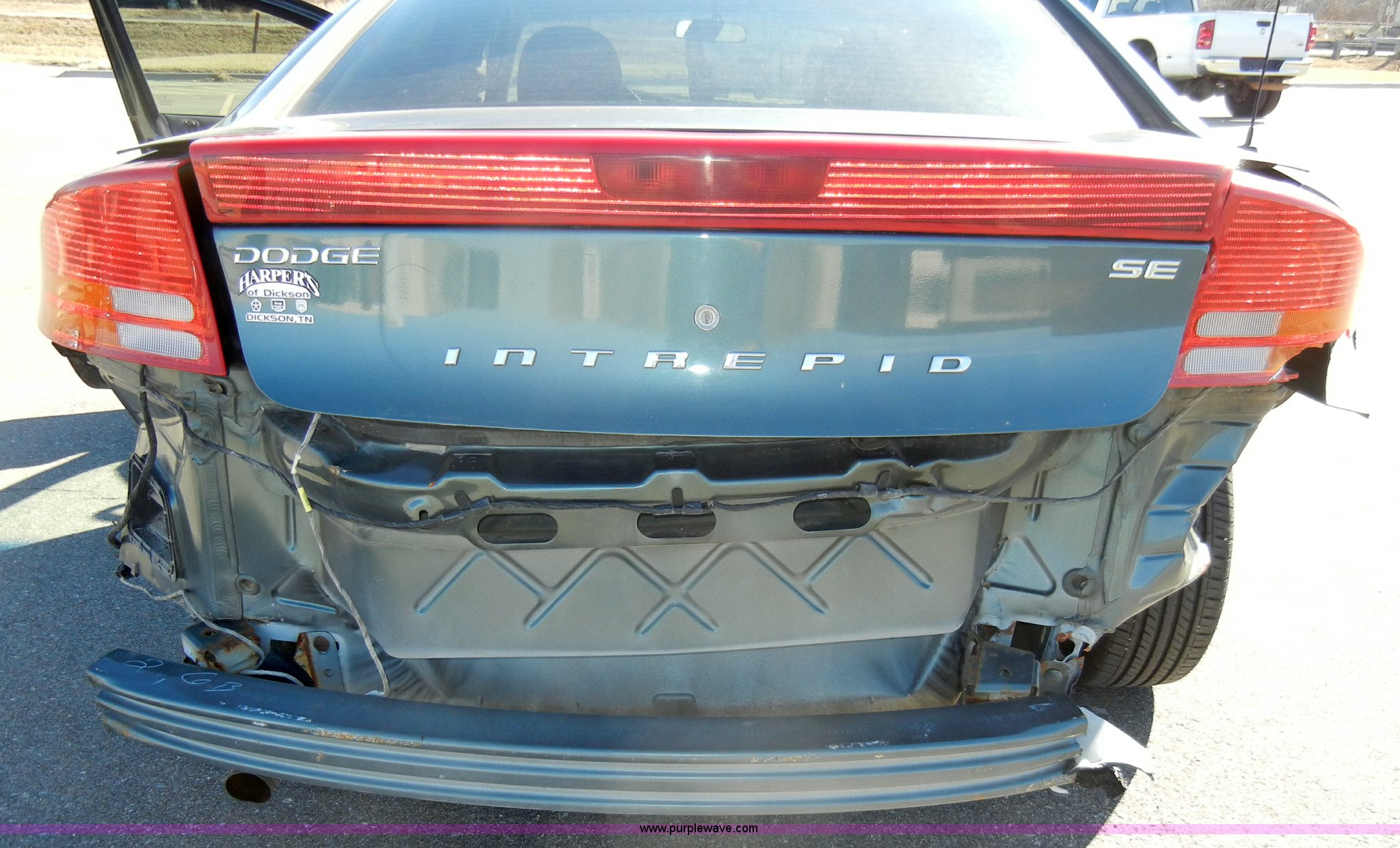 2003 Dodge Intrepid SE in Manhattan, KS | Item D9761 sold | Purple Wave