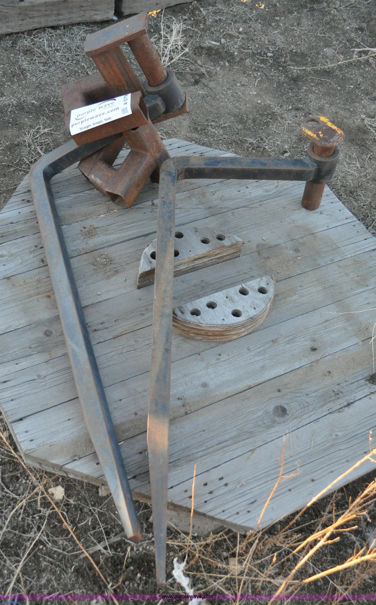 48" masonry forks in Brighton, CO | Item A5798 sold | Purple Wave