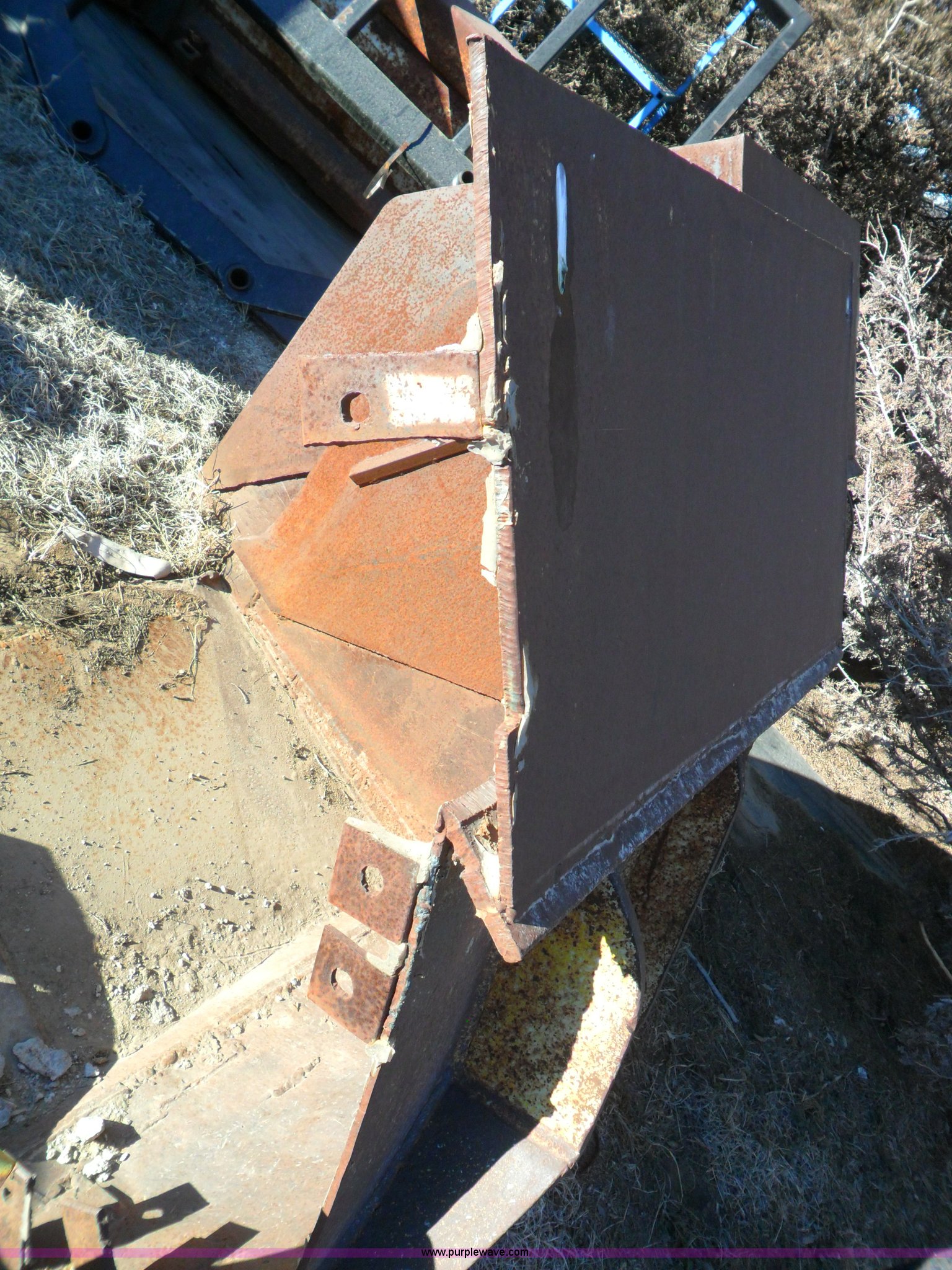 Bolt-on bucket extensions in Lyons, KS | Item A1978 sold | Purple Wave