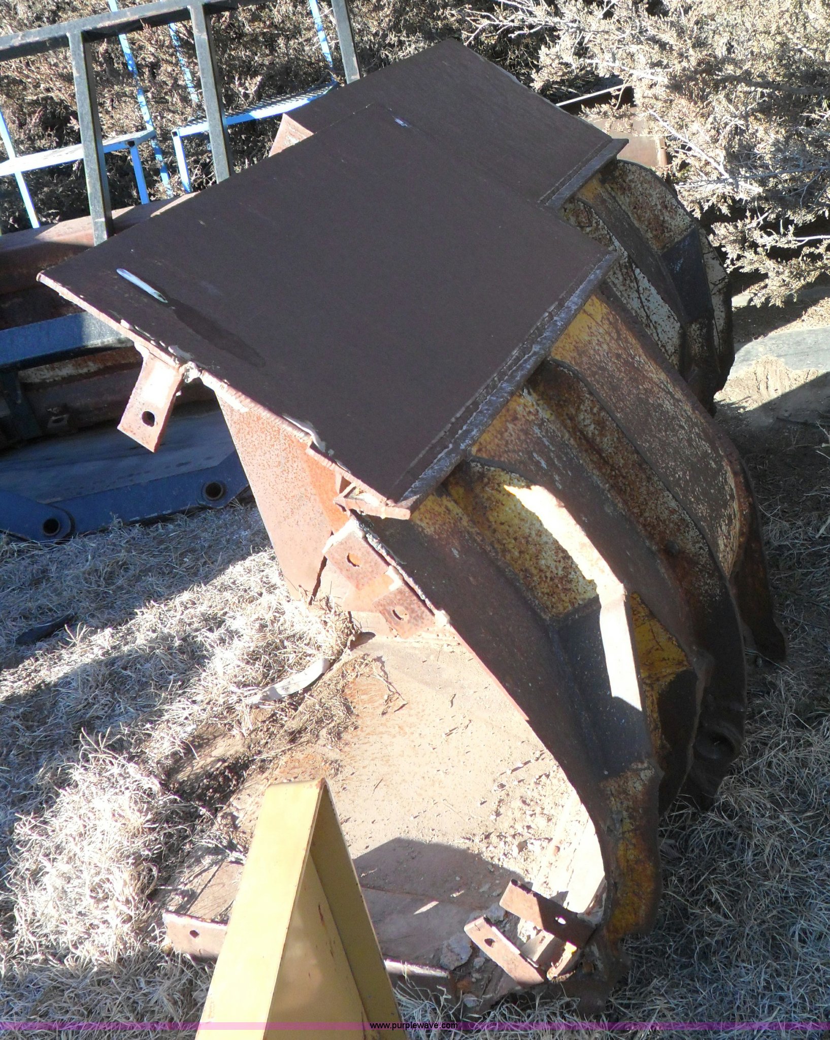 Bolt-on bucket extensions in Lyons, KS | Item A1978 sold | Purple Wave