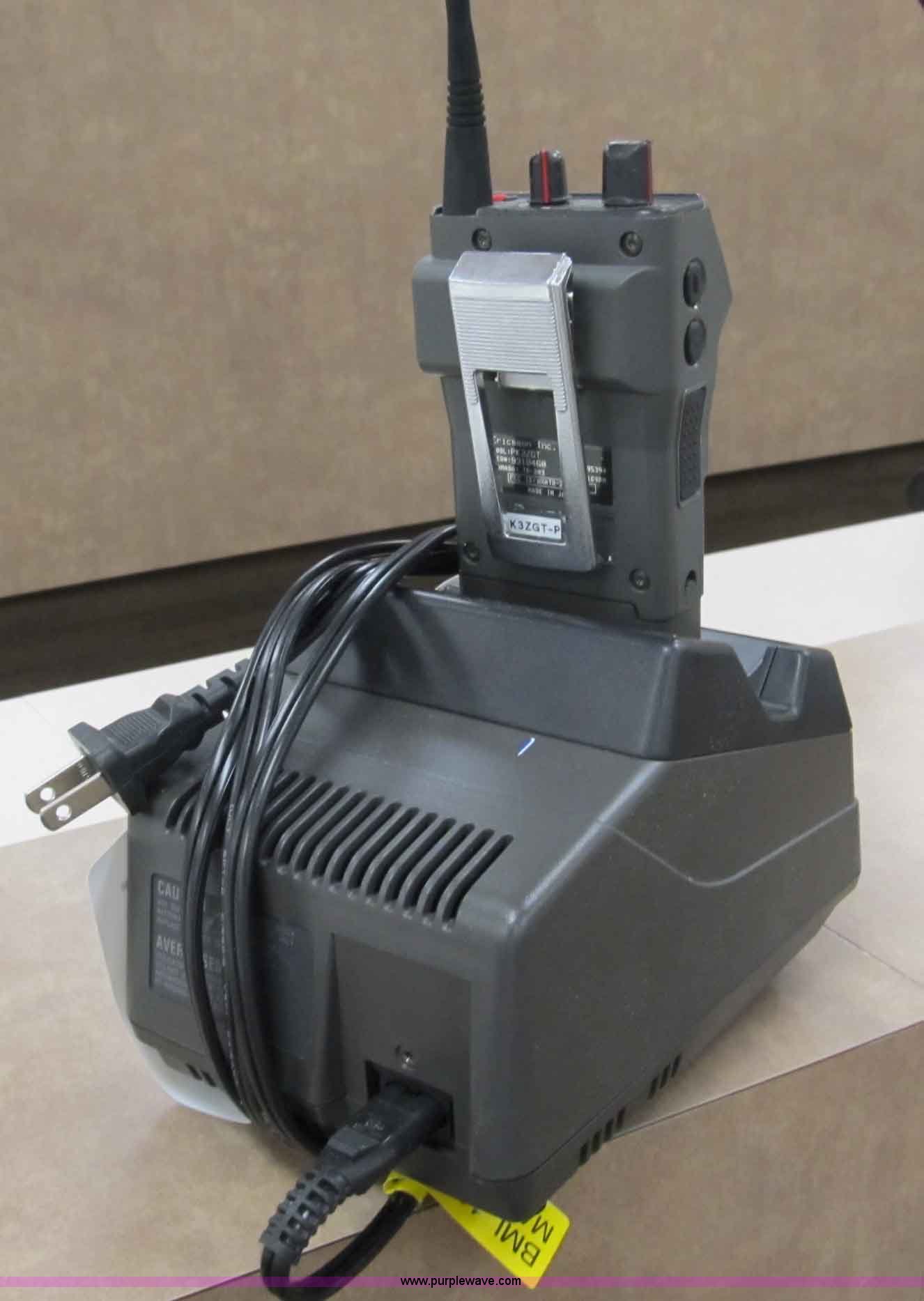 Ericsson PK32GT MA-Com 800 MHz EDACS two-way radio and charger in Iowa ...