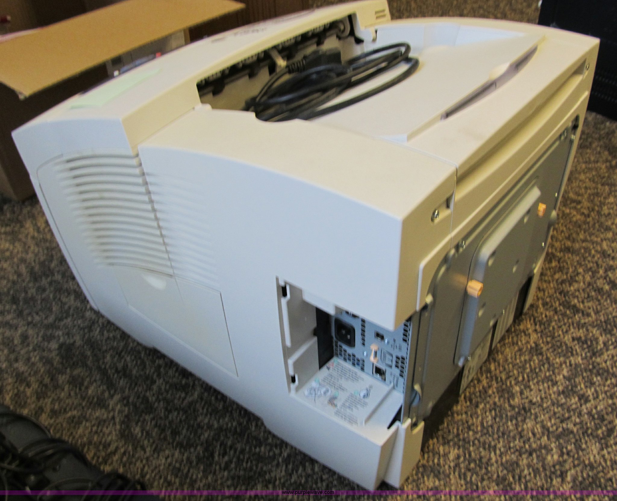 Xerox Phaser 8550 printer in Indianola, IA | Item A8063 sold | Purple Wave