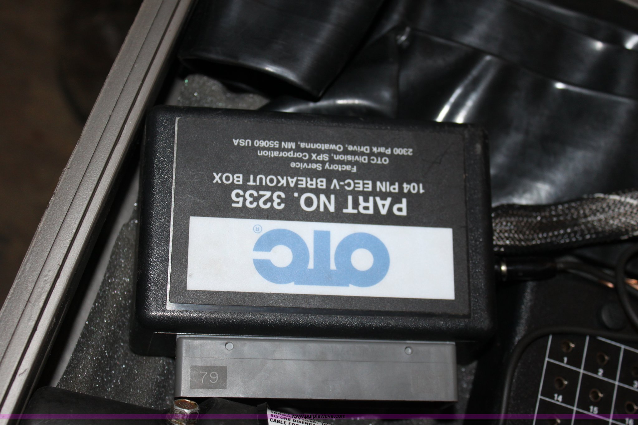 OTC 3235 104 Pin EEC-V breakout box in Hutchinson, KS | Item A7247 sold ...