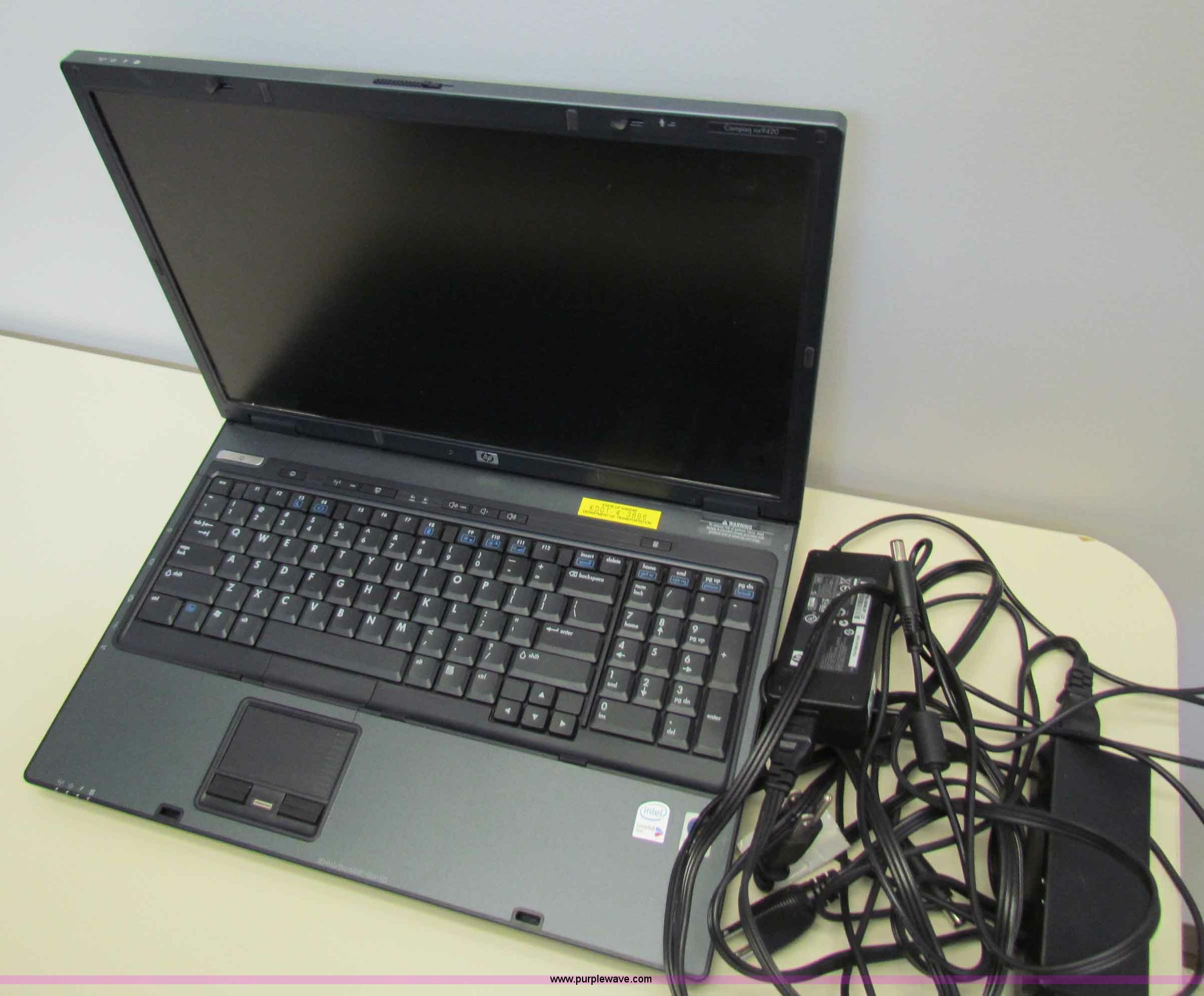 (2) 2007 Compaq NX9420 laptop computers in Chanute, KS | Item I9528 ...