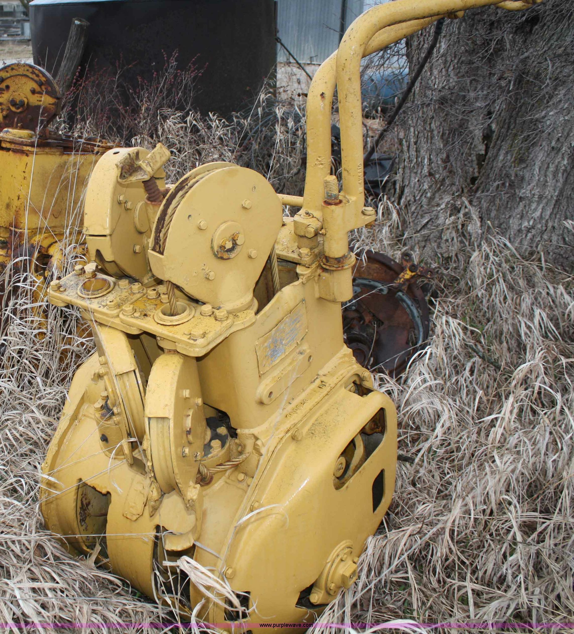 (3) cable units for Caterpillar dozers in Linwood, KS | Item A7000 sold ...