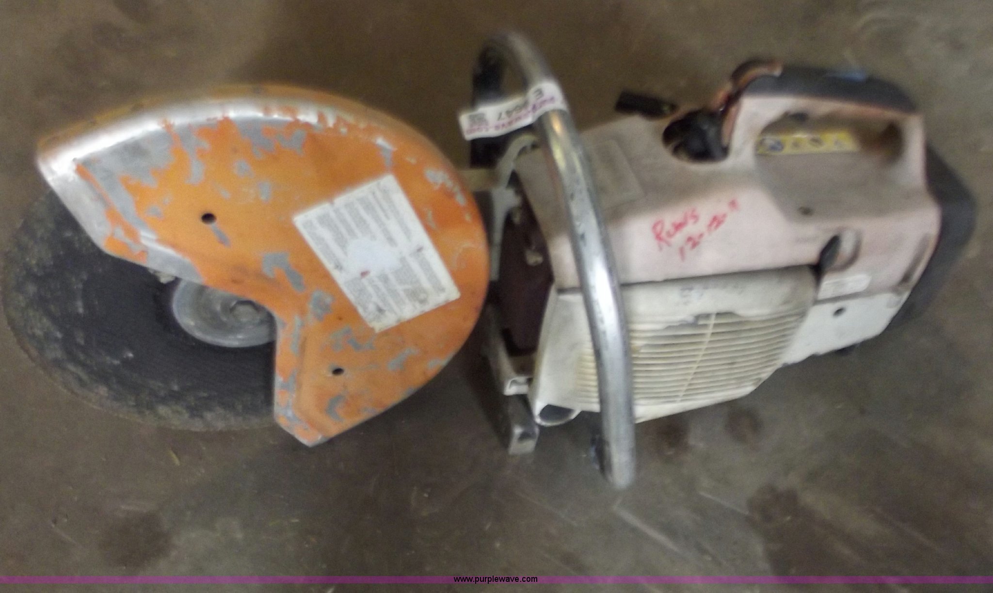 Stihl TS400 concrete saw in Bolivar, MO | Item E9647 sold | Purple Wave