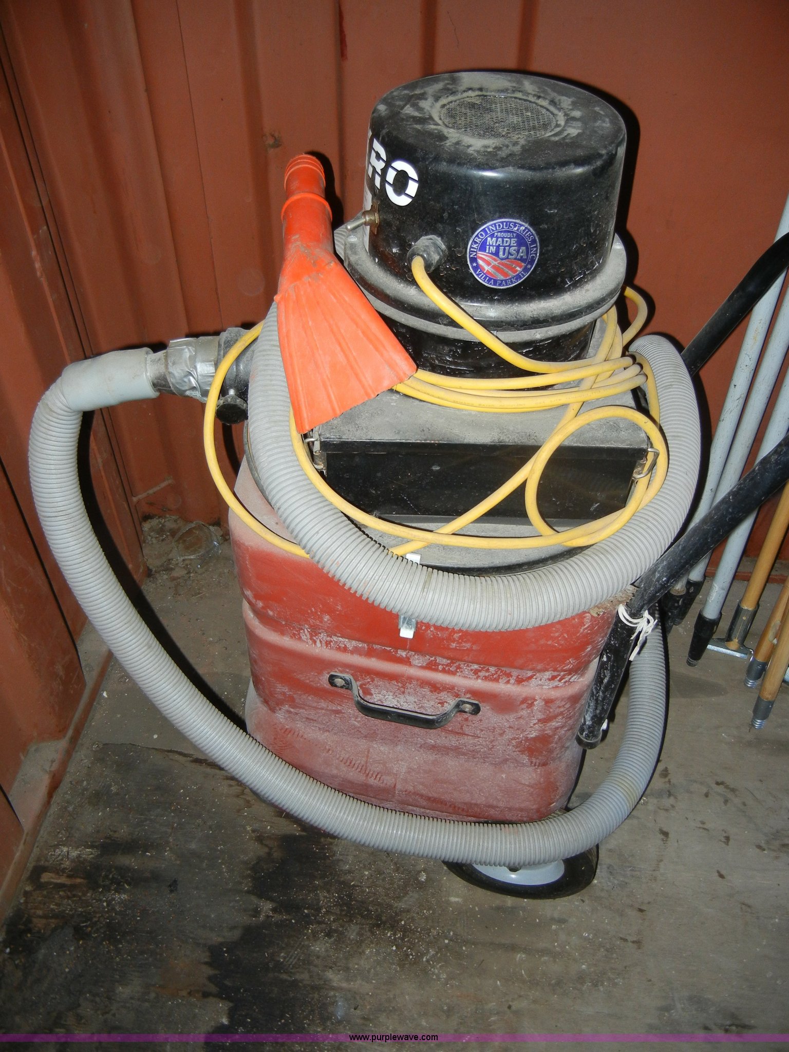 Nikro Hepa filtered vacuum in De Soto, KS | Item H9648 sold | Purple Wave