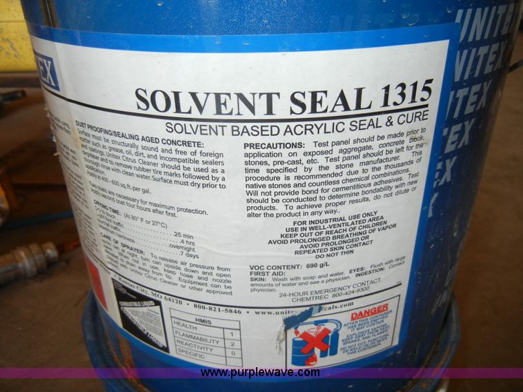 (2) 5 gallon buckets of Unitex Solvent Seal 1315 in Tonganoxie, KS ...