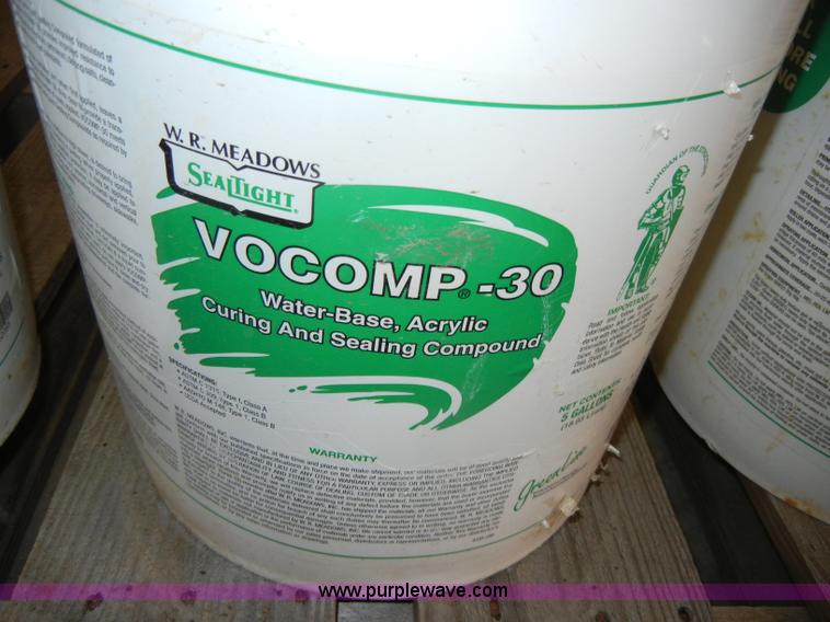 5 gallon bucket of Seal Tight Vocomp 30 in Tonganoxie, KS | Item U9838 ...