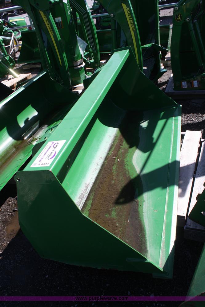 John Deere 72" loader bucket in Topeka, KS | Item A6837 sold | Purple Wave