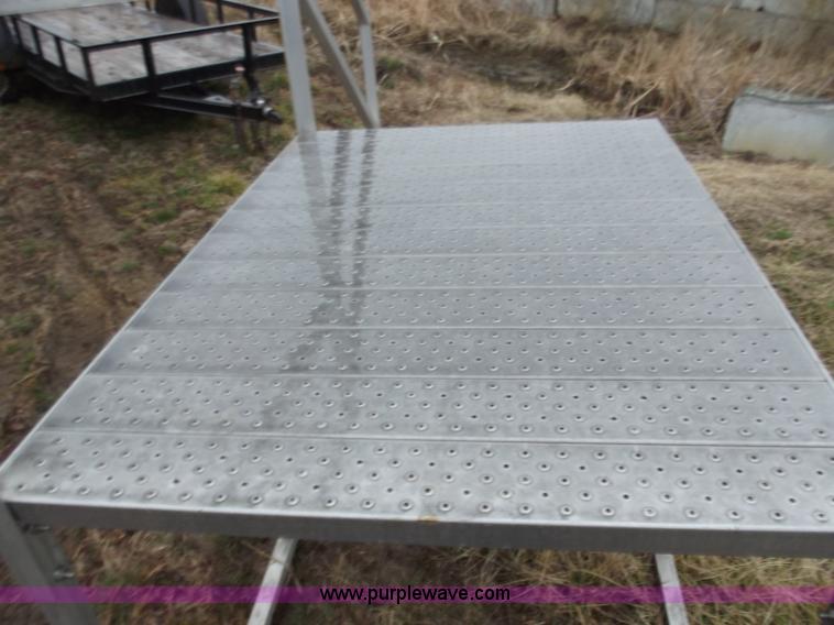 Aluminum job trailer steps in Odessa, MO | Item D3600 sold | Purple Wave