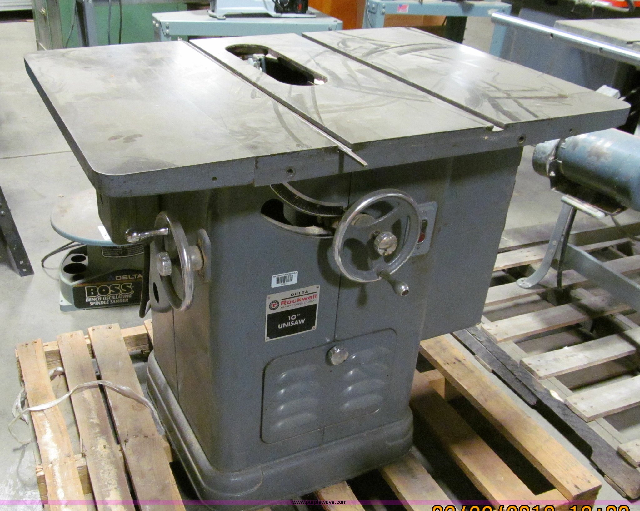 Rockwell 34-450 table saw in Des Moines, IA | Item A8141 sold | Purple Wave