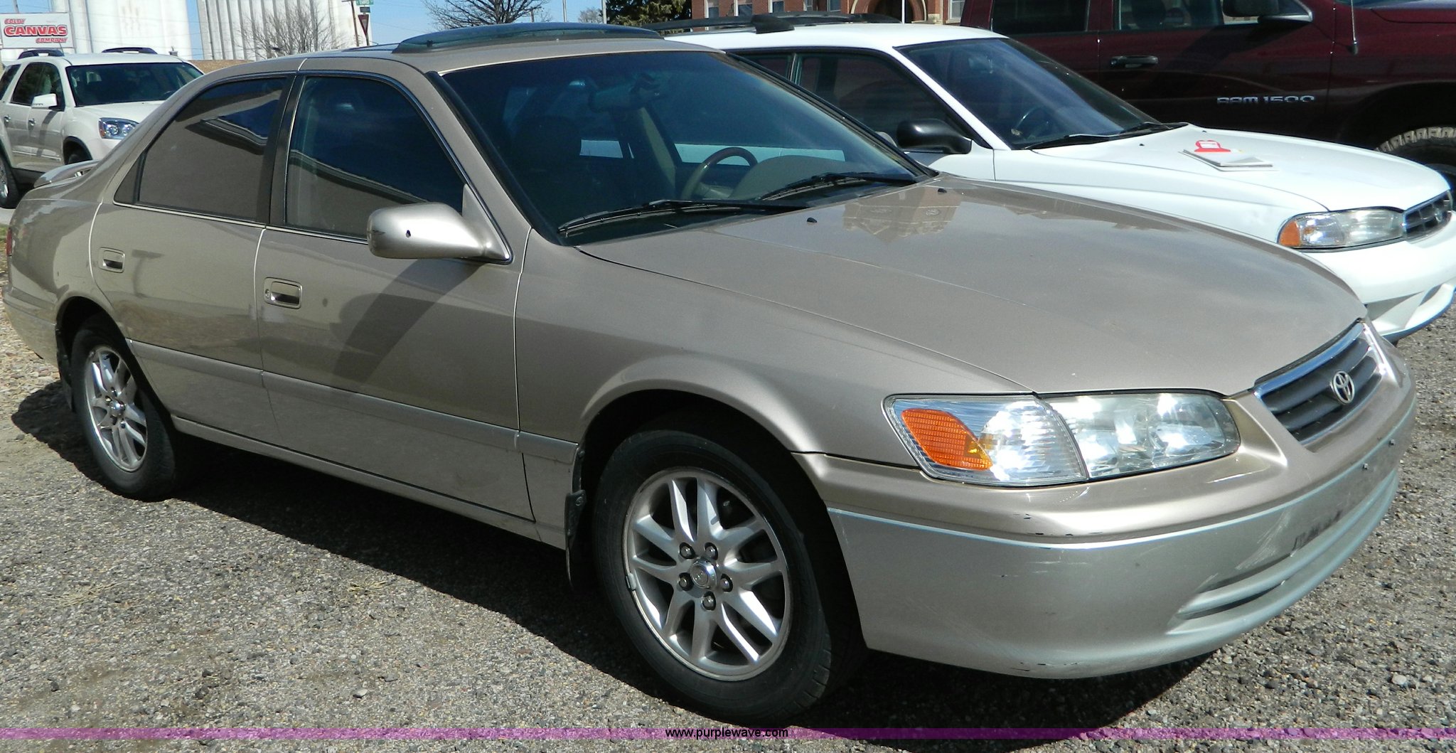 2001 Toyota Camry in Colby, KS | Item B3574 sold | Purple Wave