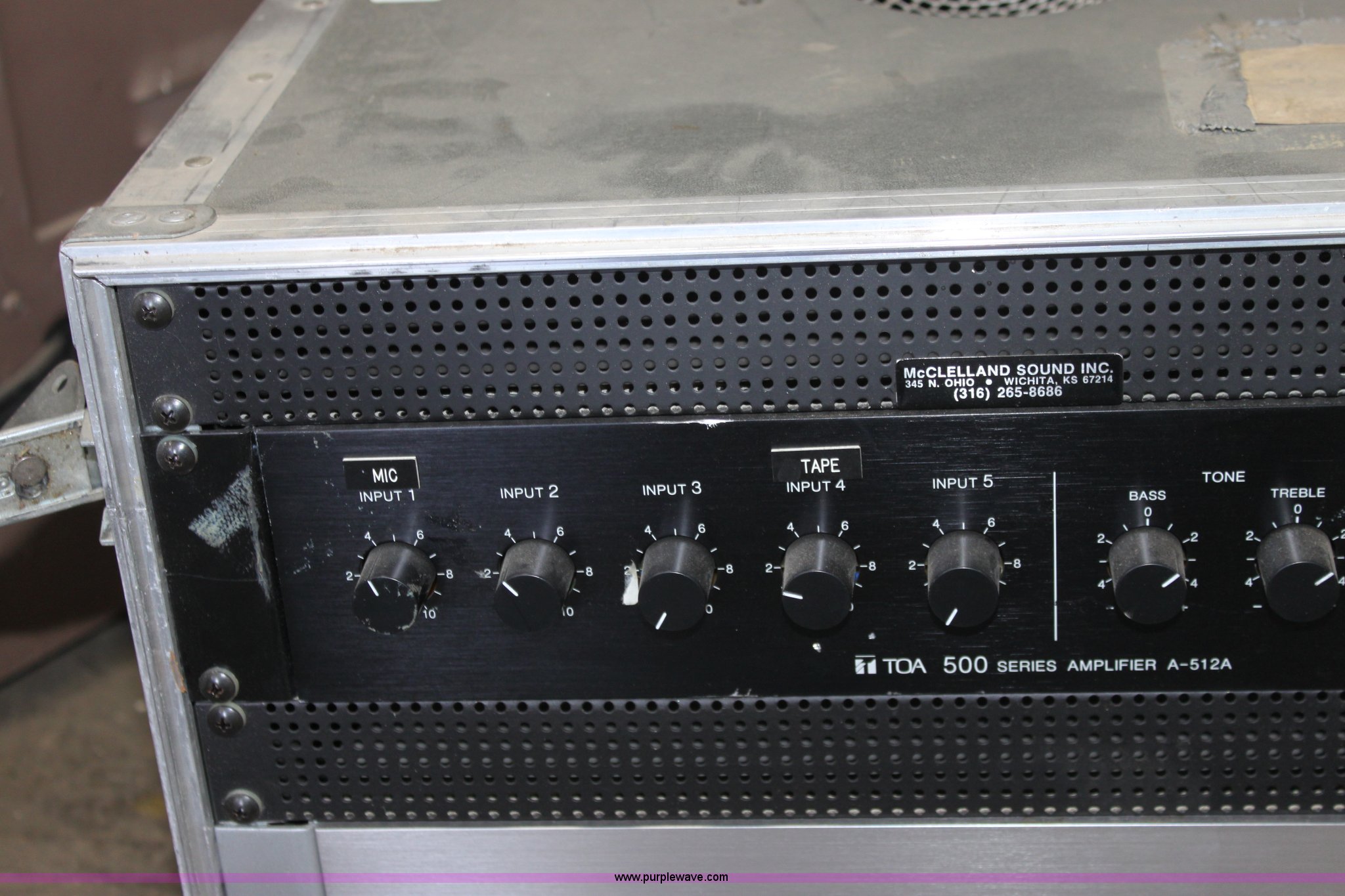TOA 500 series amplifier in Newton, KS | Item L9515 sold | Purple Wave