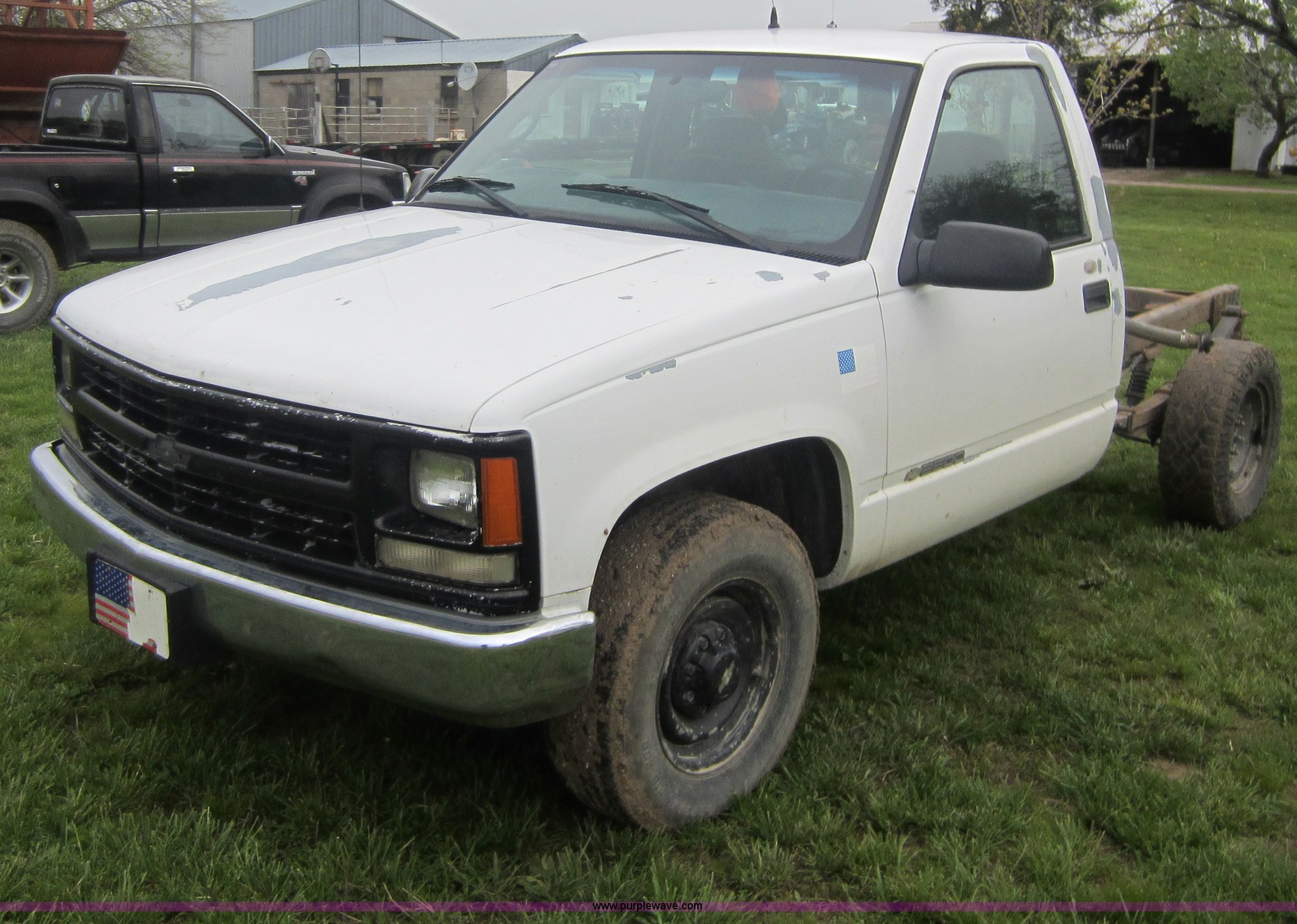 1999 Chevrolet C2500 pickup truck cab and chassis in Garland, KS | Item ...