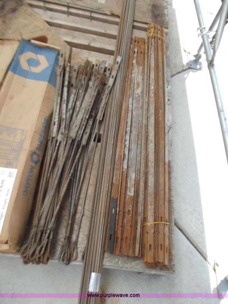 Patent/Symons form ties in Raytown, MO | Item D3891 sold | Purple Wave