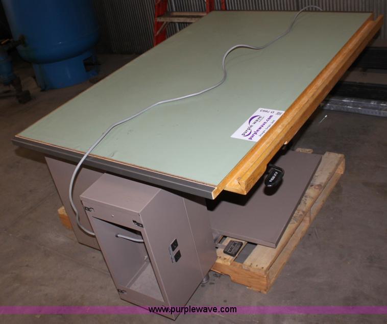 Desk-o-matic desk in South Hutchinson, KS | Item D7663 sold | Purple Wave