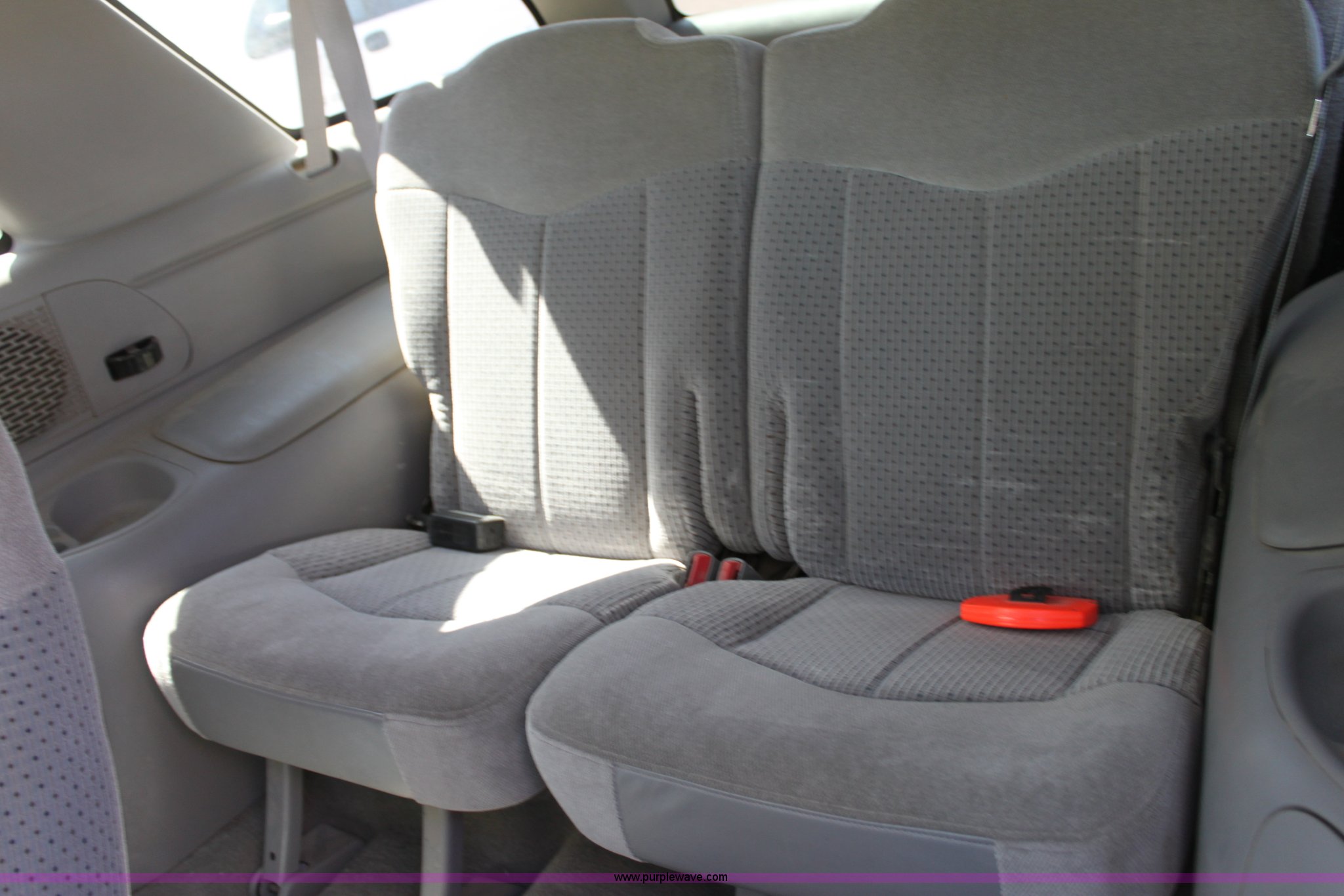 1997 GMC Jimmy SUV in Lyons, KS | Item D7664 sold | Purple Wave