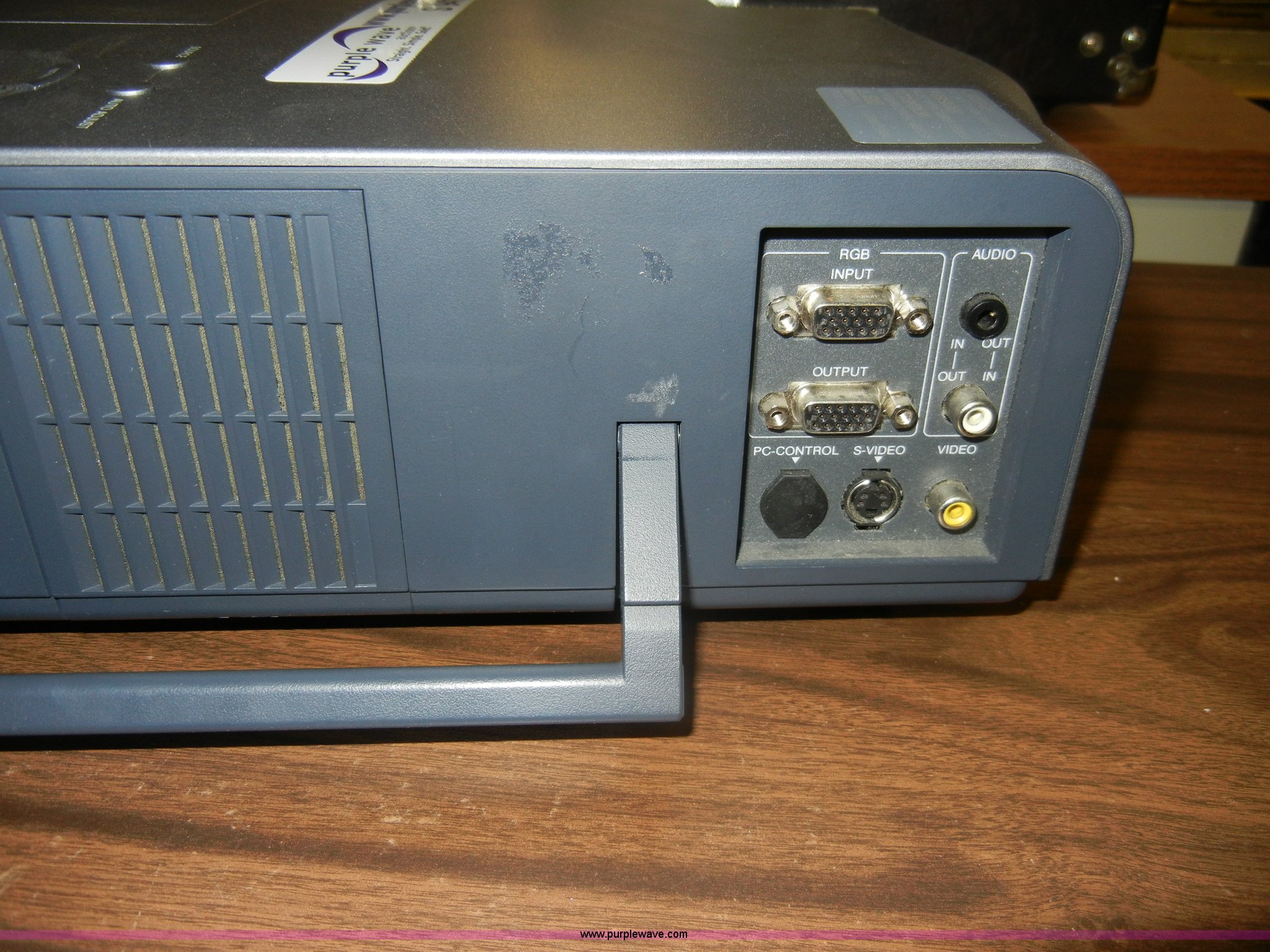 MultiSync VT40LP LCD projector with case in Junction City, KS | Item ...