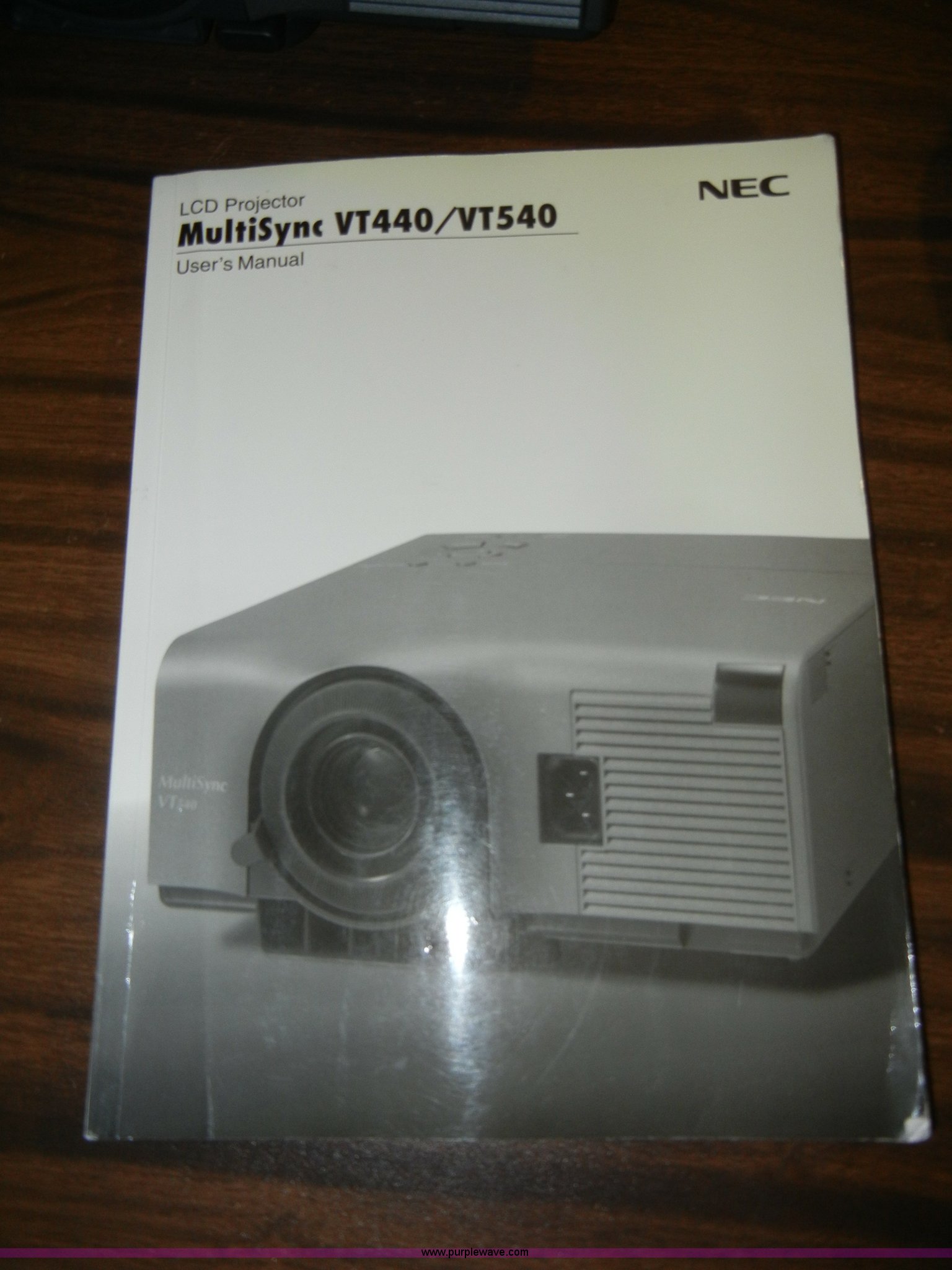 MultiSync VT40LP LCD projector with case in Junction City, KS | Item ...