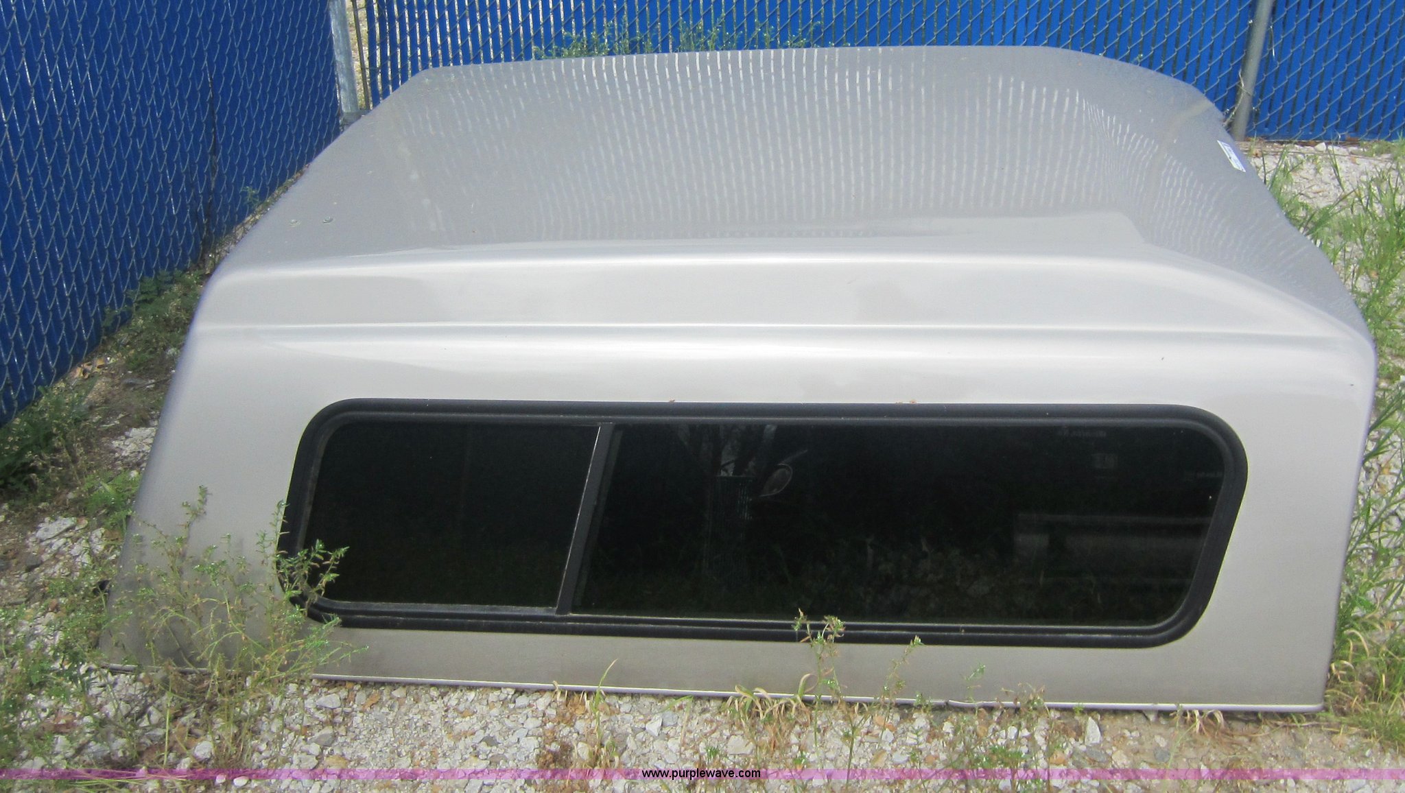 2007 Chevrolet pickup bed topper in Yates Center, KS | Item V9032 sold ...
