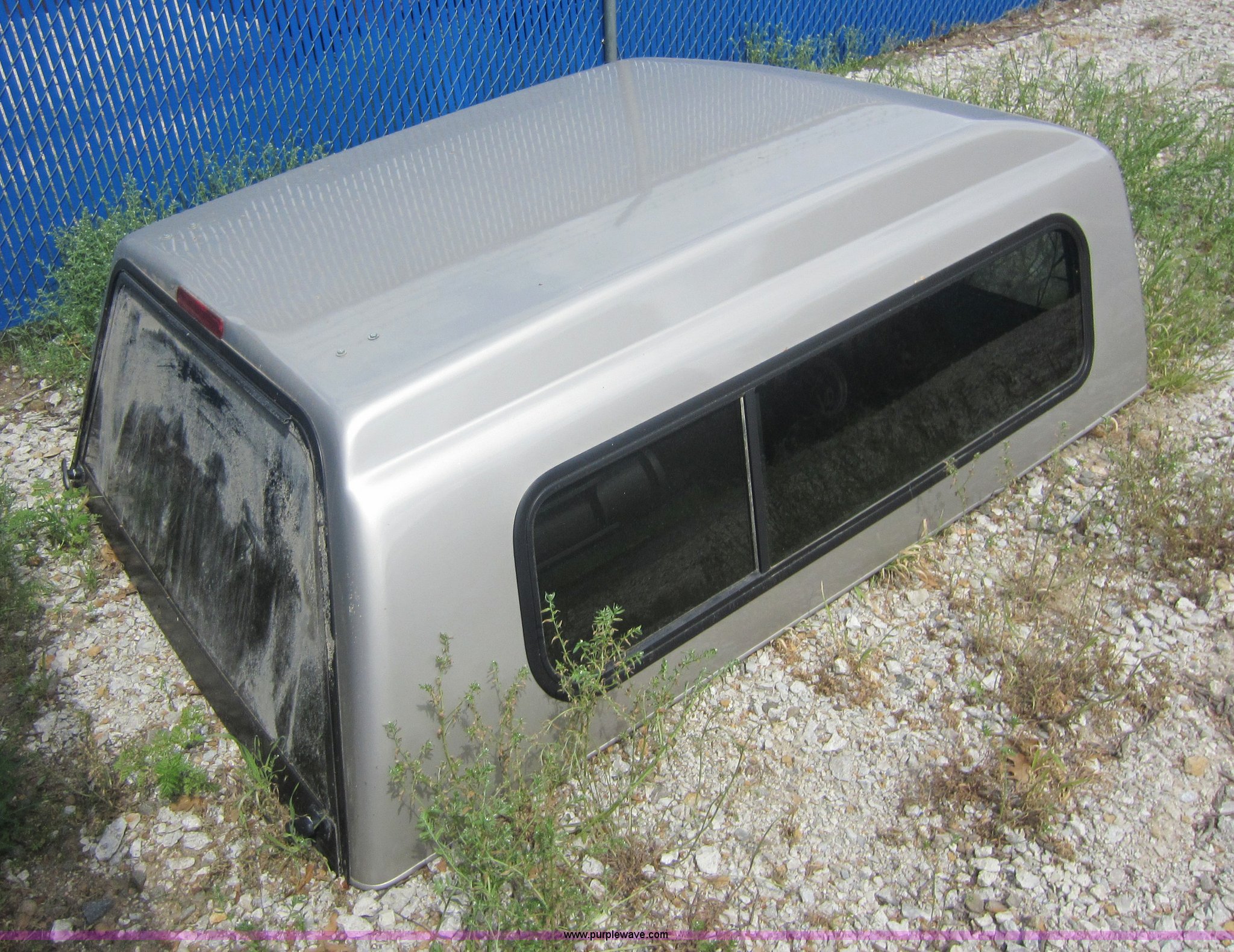 2007 Chevrolet pickup bed topper in Yates Center, KS | Item V9032 sold ...