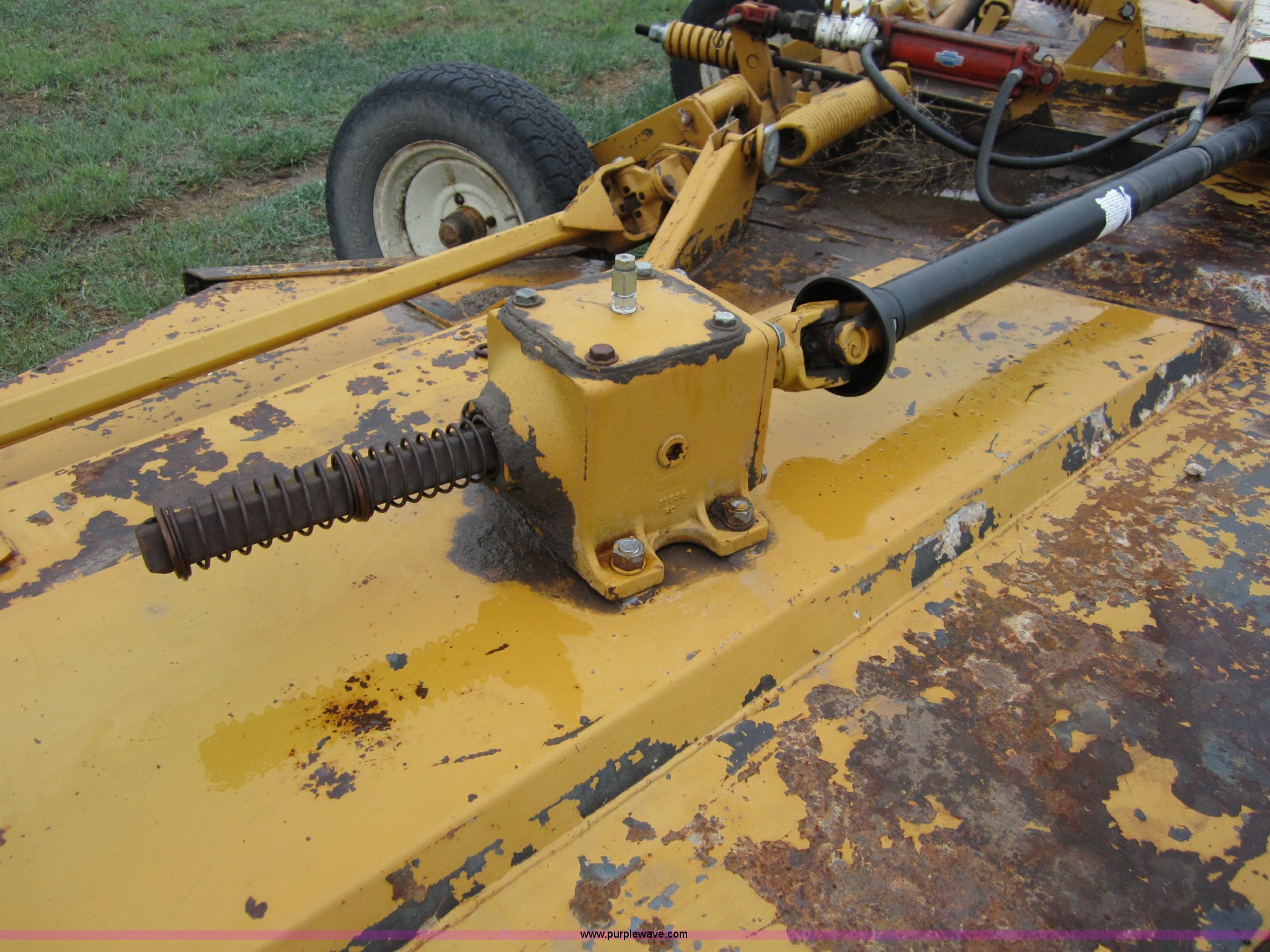 Woods B320 20' bat wing mower in Healy, KS | Item B3163 sold | Purple Wave