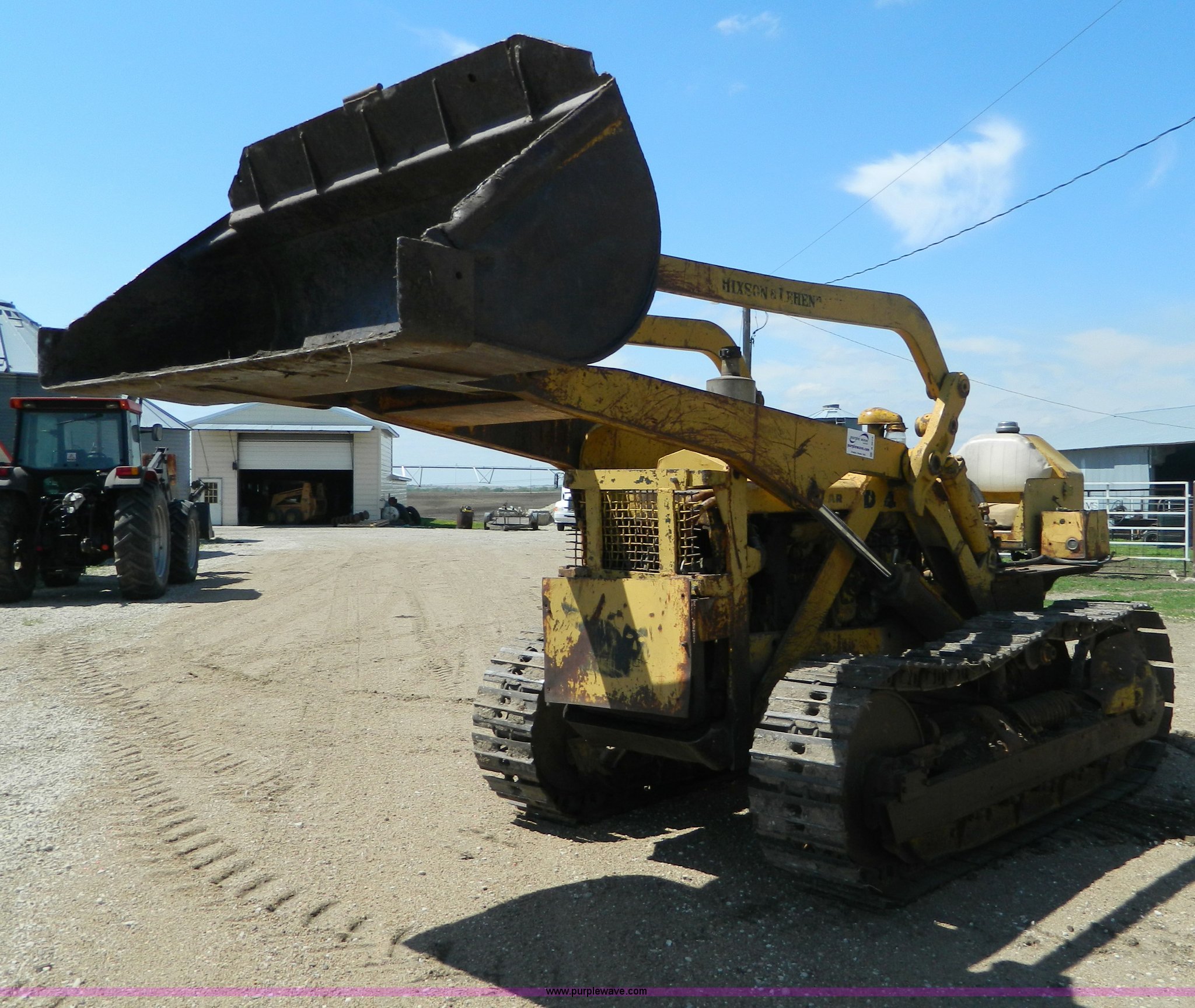 Caterpillar D4 track loader in Clyde, KS | Item B3619 sold | Purple Wave