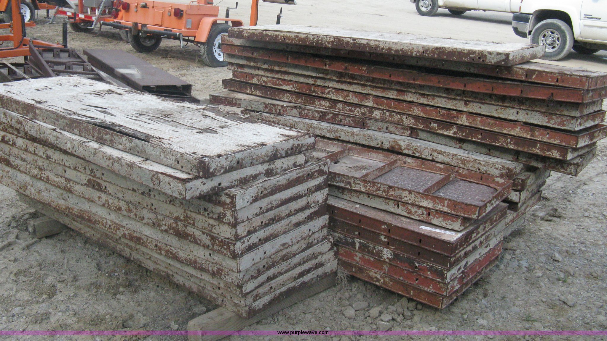 (33) Simons concrete forms in Catoosa, OK | Item G9795 sold | Purple Wave