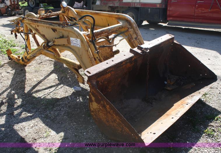 Wagner Iron Works loader in Tonganoxie, KS | Item B6514 sold | Purple Wave