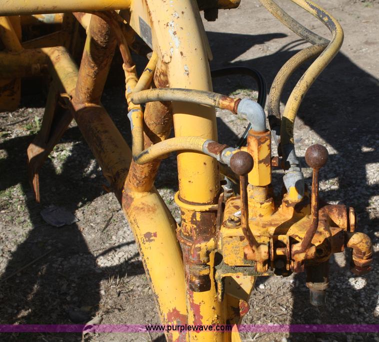 Wagner Iron Works loader in Tonganoxie, KS | Item B6514 sold | Purple Wave