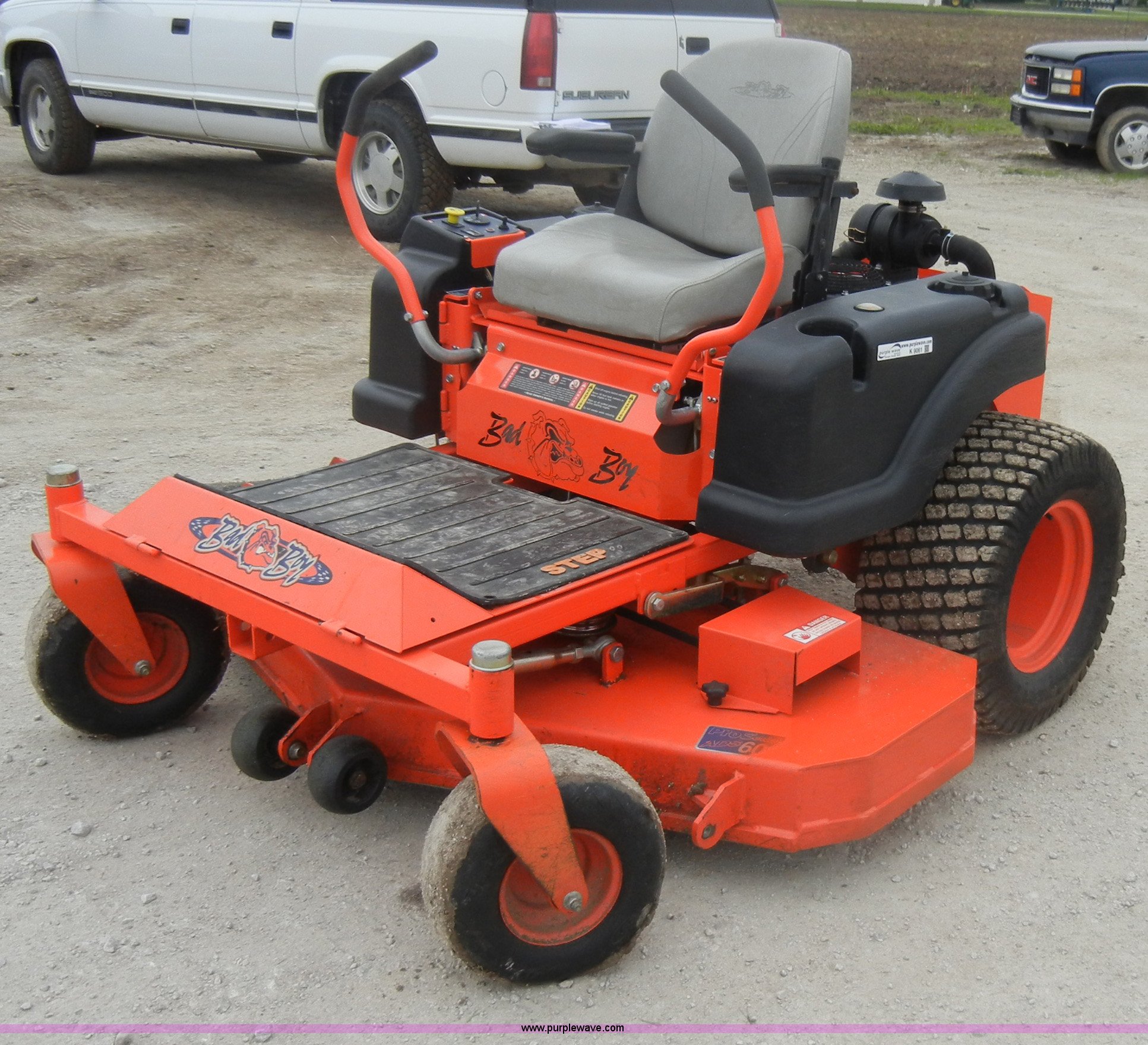 bad-boy-pro-series-6000-pup-lawn-mower-in-greeley-ks-item-k9061-sold
