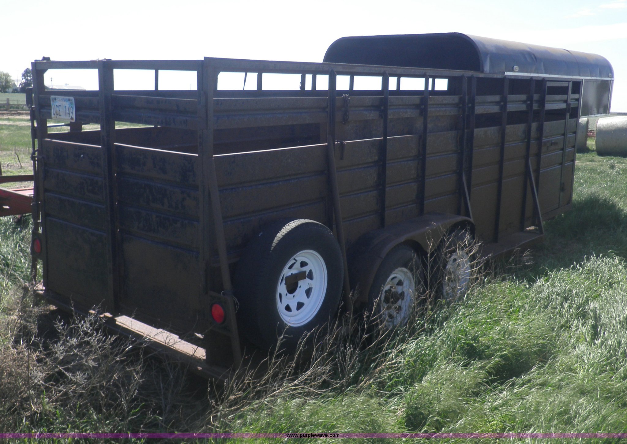 1983 Shelby 20' gooseneck stock trailer in Hanston, KS | Item F9154 ...