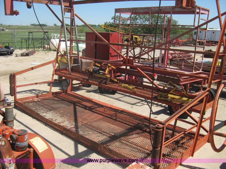Hanging work platform in Wichita, KS | Item G9845 sold | Purple Wave